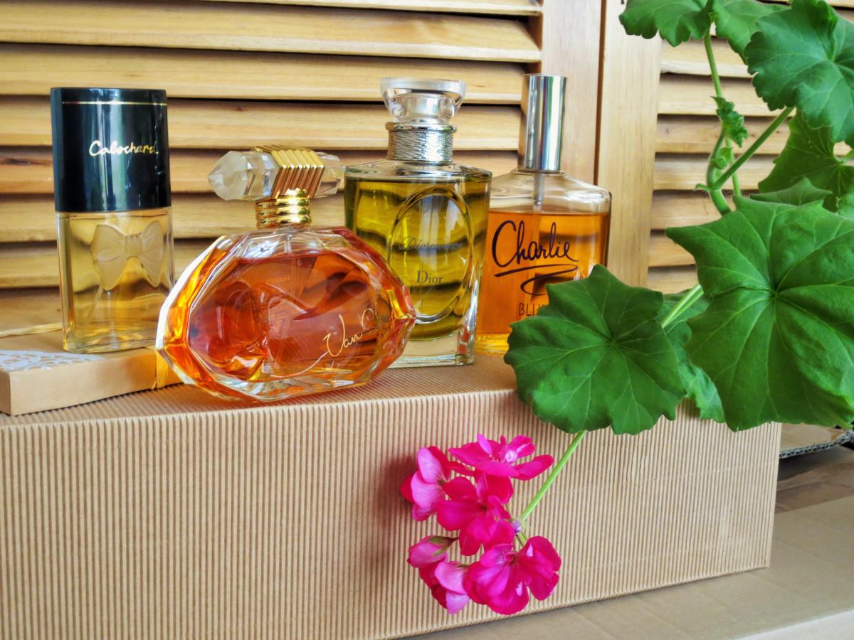 Charlie Blue Revlon parfem - parfem za žene 1973