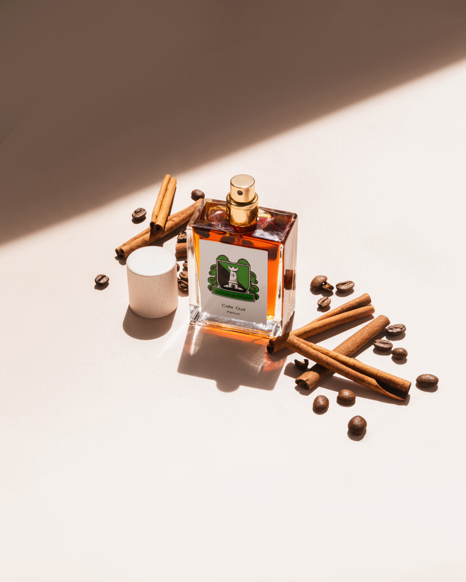 Cafe Oud 2023 Aromas de Salazar fragancia - una nuevo fragancia para ...