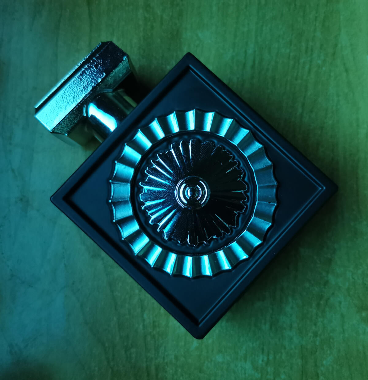 Wajood Lattafa Perfumes fragancia - una nuevo fragancia para Hombres y ...