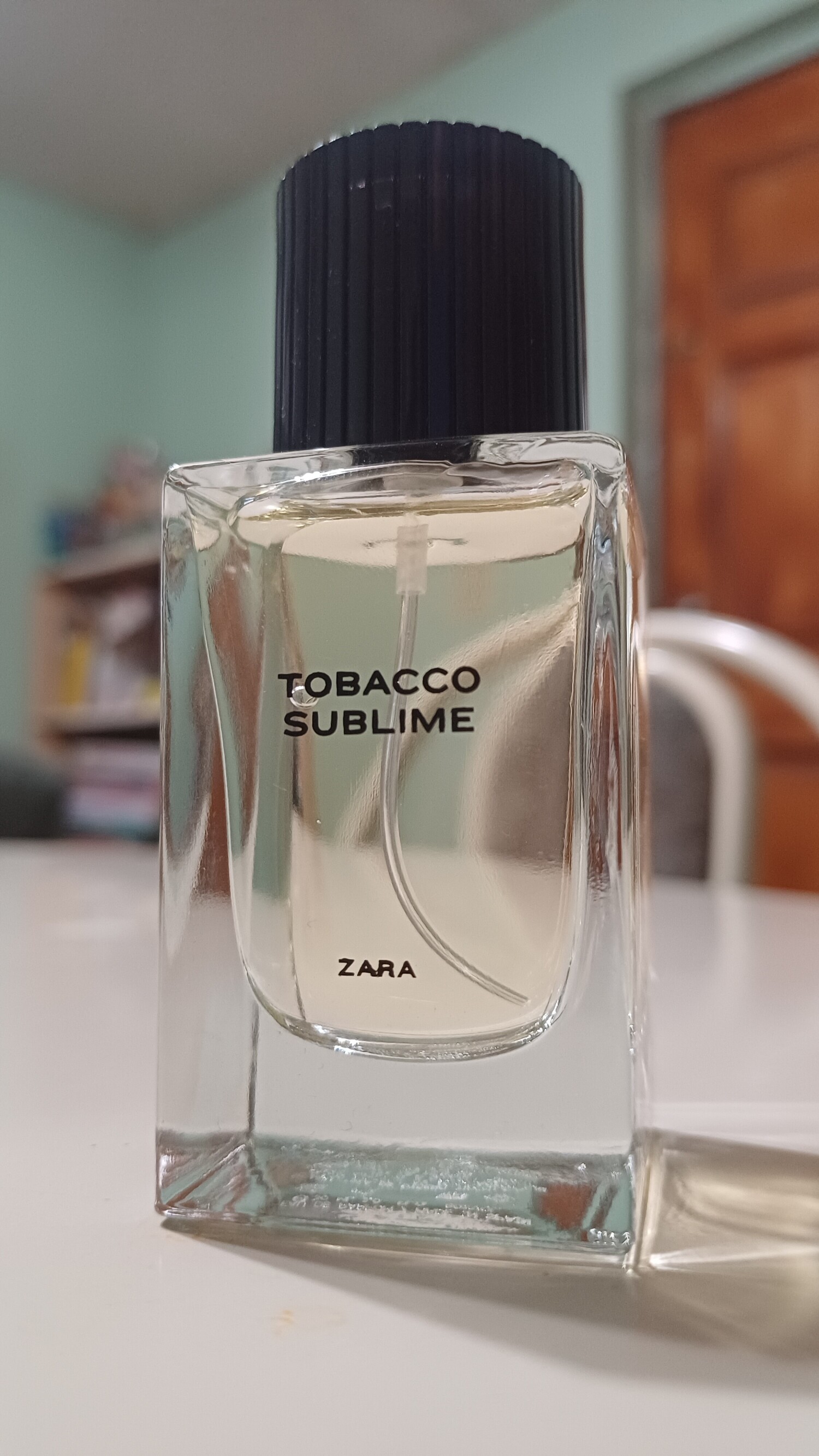 Tobacco Sublime Zara Colonia - una nuevo fragancia para Hombres 2023