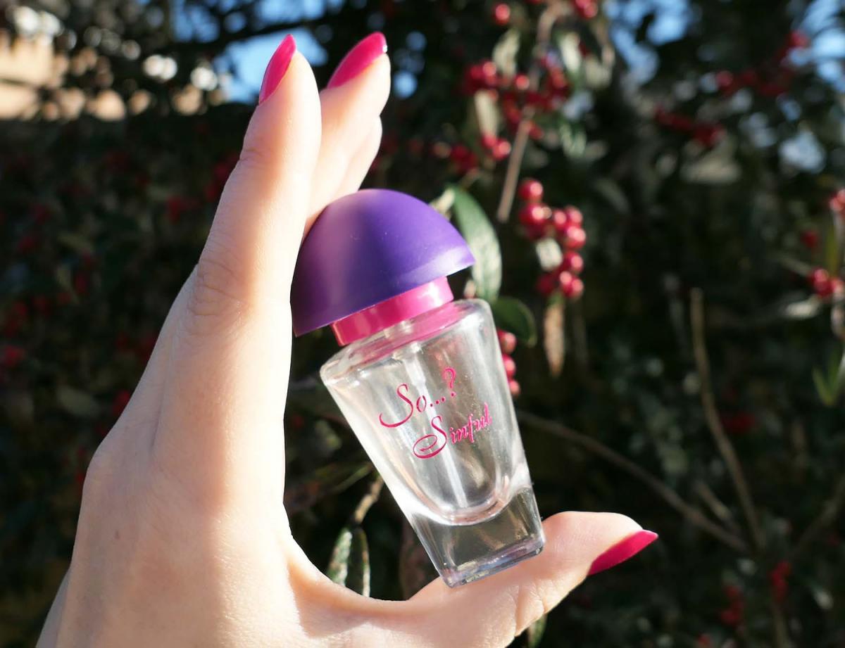 So...? Sinful So...? perfume - a fragrância Feminino 2004