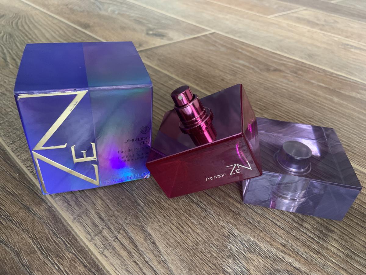 Zen Eau de Parfum Shiseido - una fragranza da donna 2010