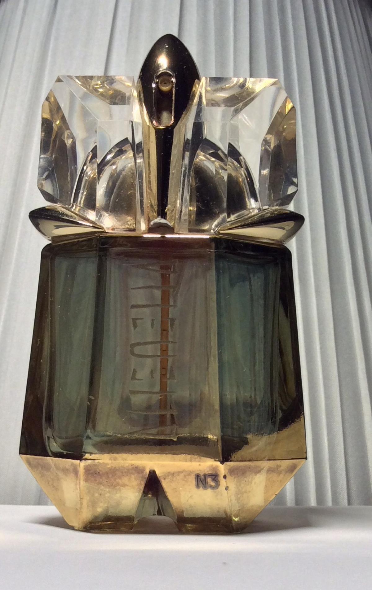 Alien Liqueur de Parfum Mugler 香水 - 一款 2013年 女用 香水