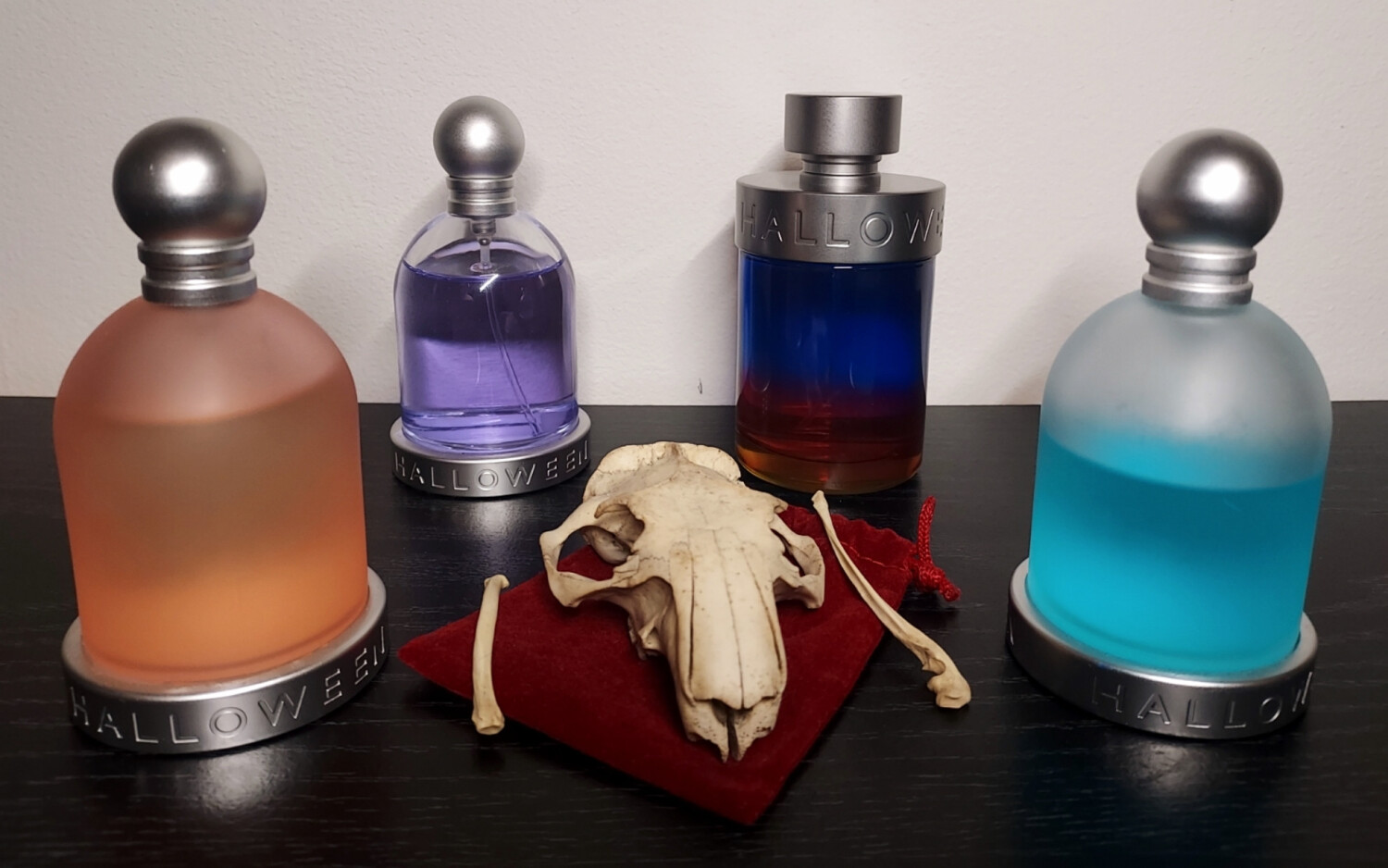 Halloween Halloween perfume - a fragrância Feminino 1997