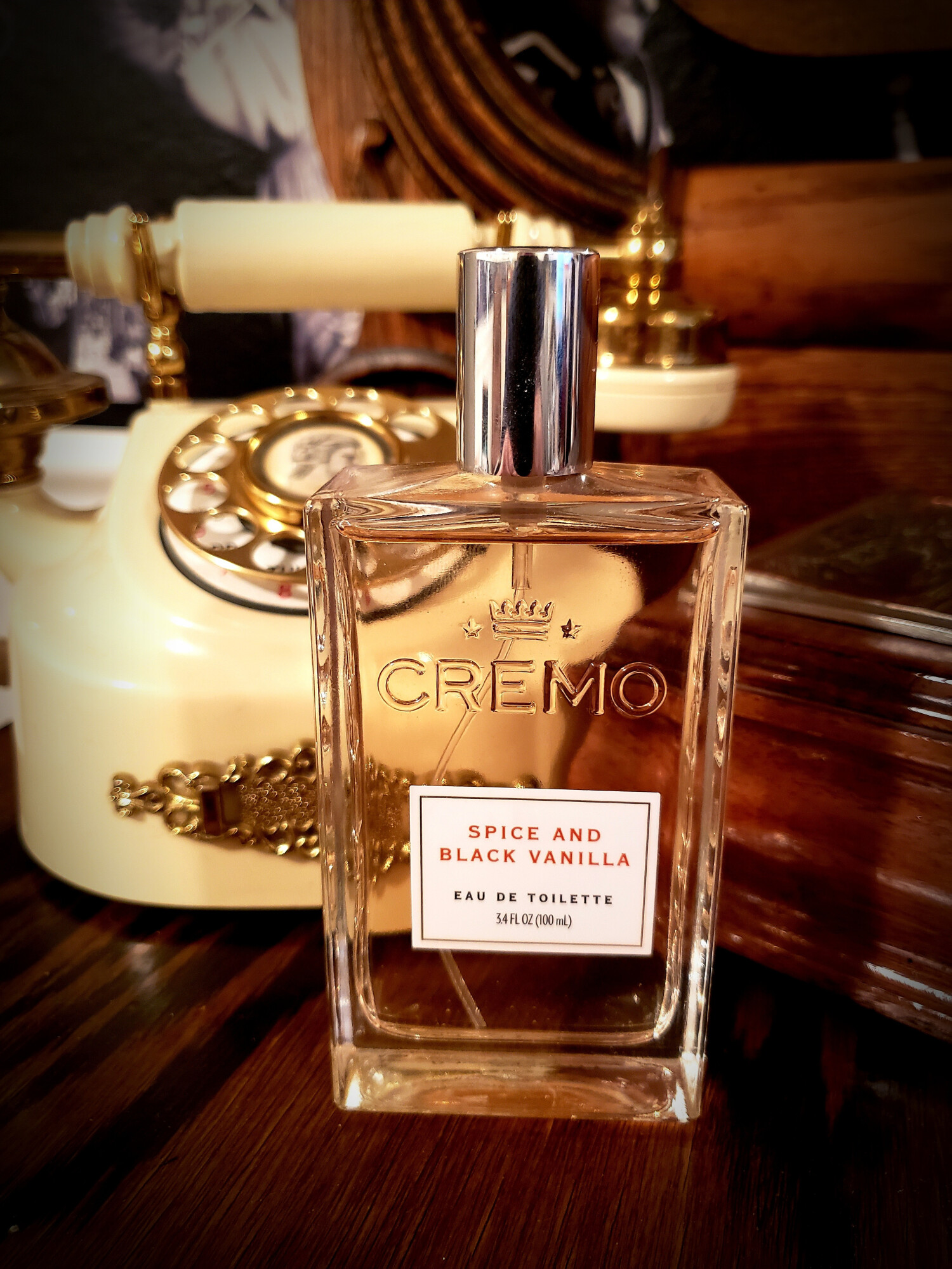 Spice & Black Vanilla Cremo Colonia - una fragancia para Hombres 2017