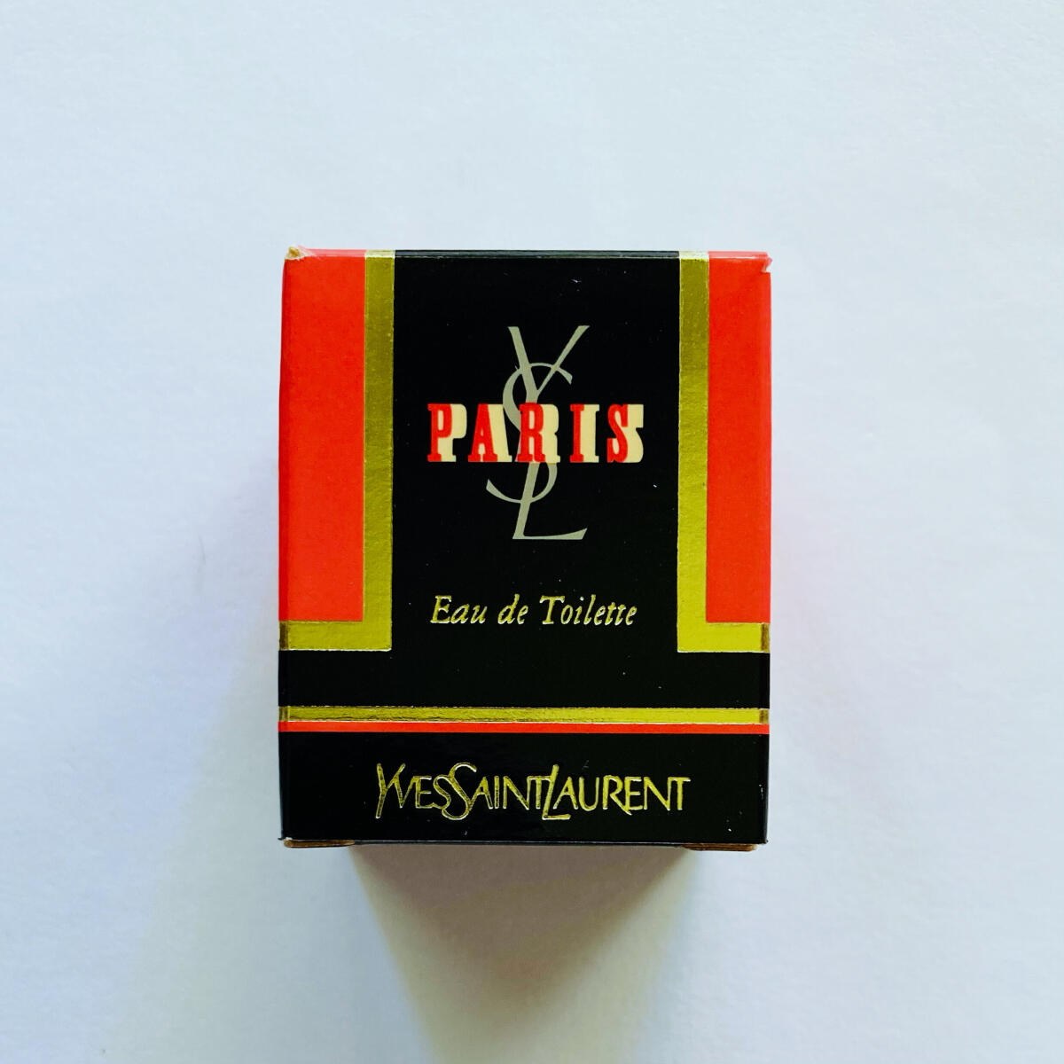 Paris Yves Saint Laurent fragancia - una fragancia para Mujeres 1983