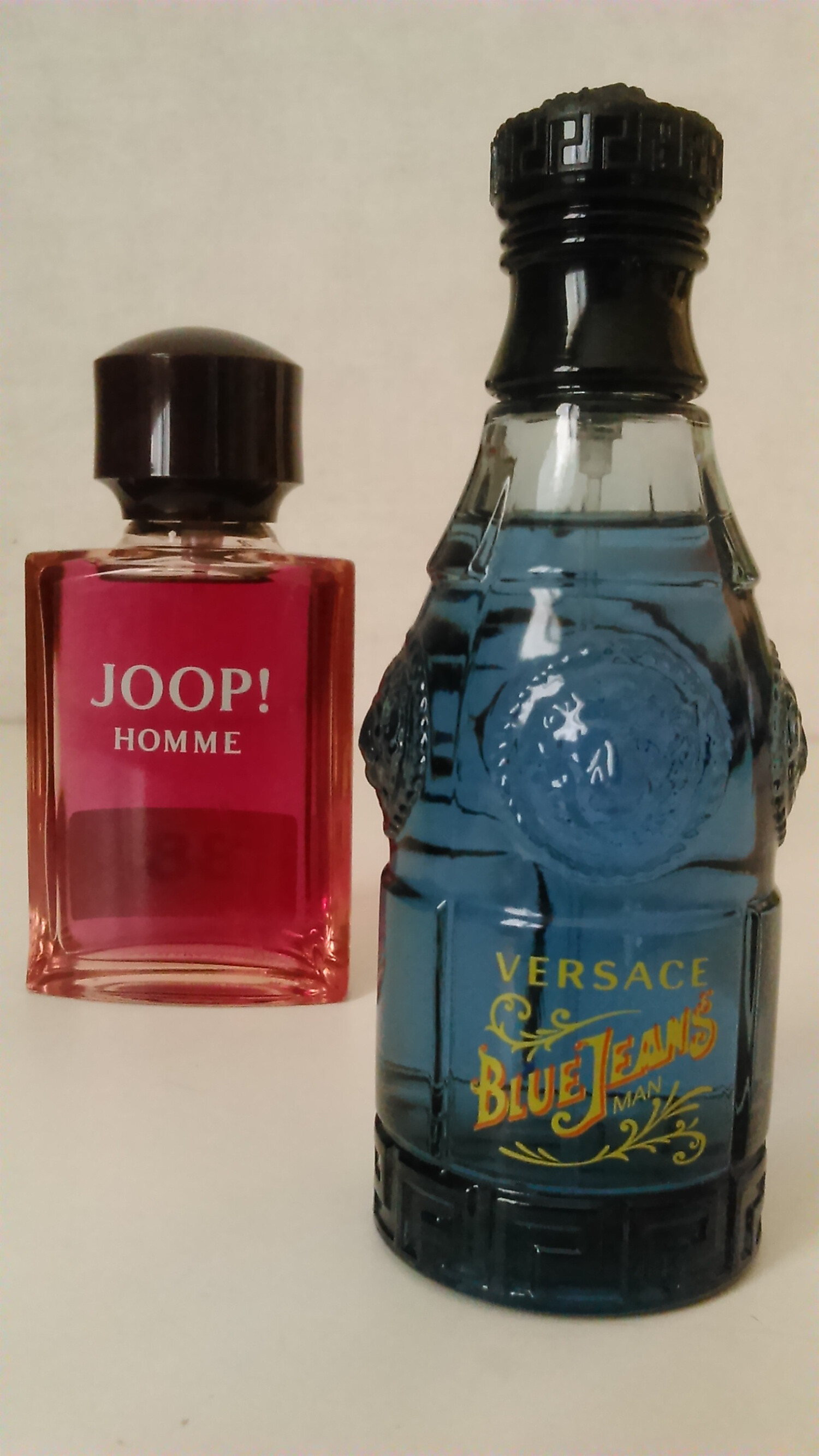 Blue Jeans Versace Cologne - un parfum pour homme 1994
