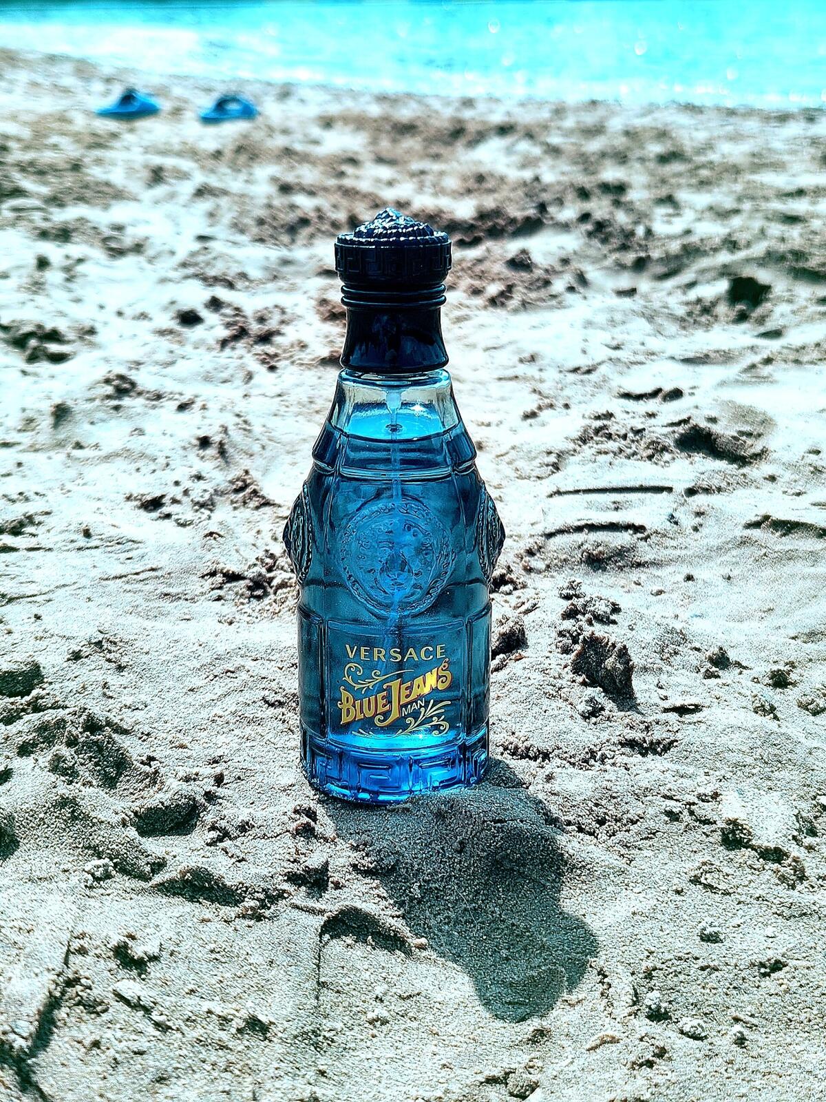 Blue Jeans Versace Cologne - un parfum pour homme 1994