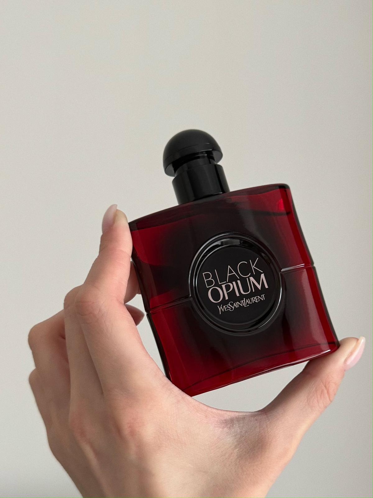 Black Opium Over Red Yves Saint Laurent - una novità fragranza da donna ...