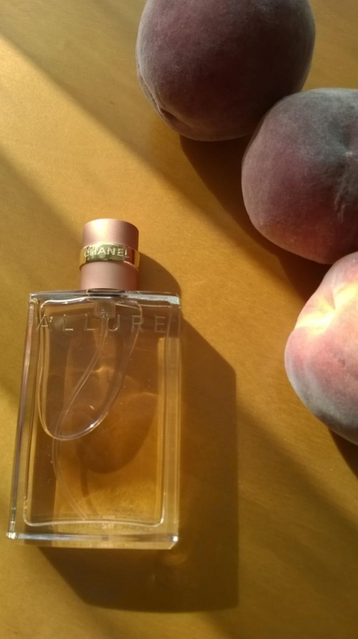 Allure Eau de Parfum Chanel parfum - un parfum de dama 1999