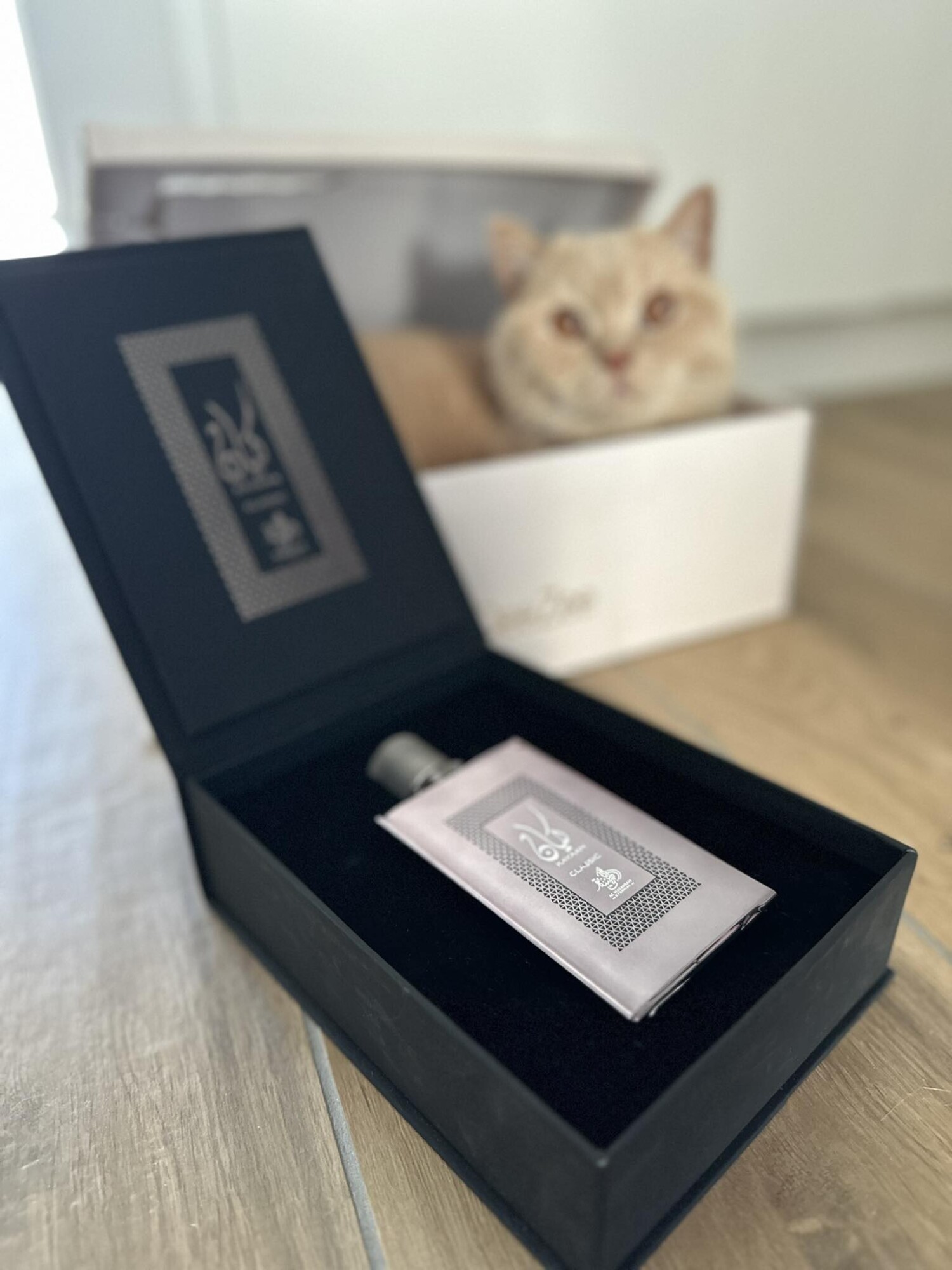 Kayaan Classic Al Wataniah perfume - a novo fragrância Compartilhável 2023