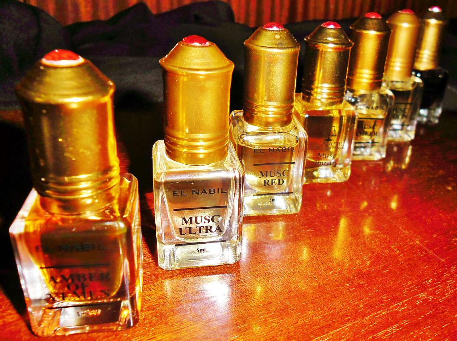 Royal Gold El Nabil parfum - un parfum pour homme et femme 2005