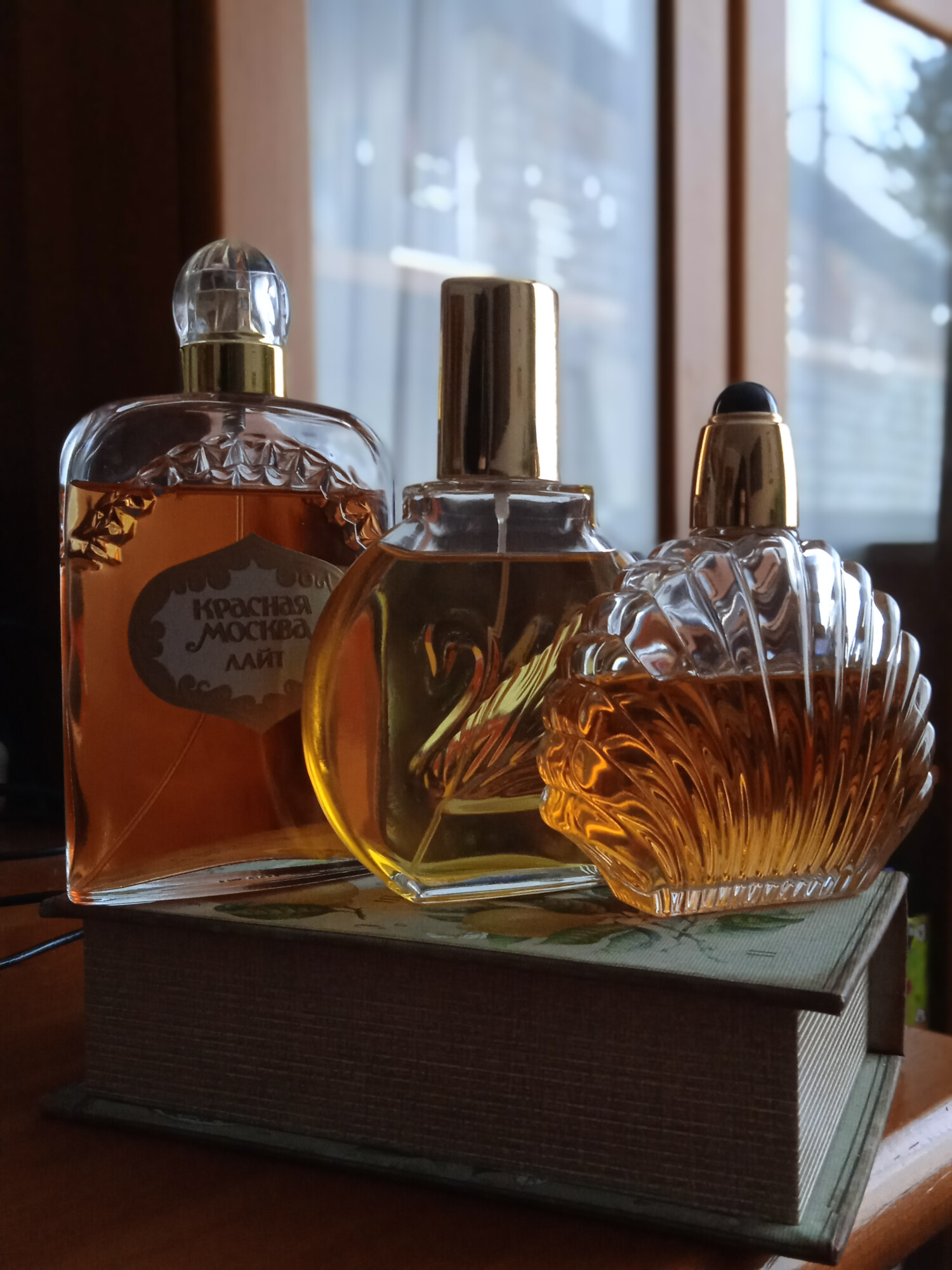 Vanderbilt Gloria Vanderbilt parfum - een geur voor dames 1982