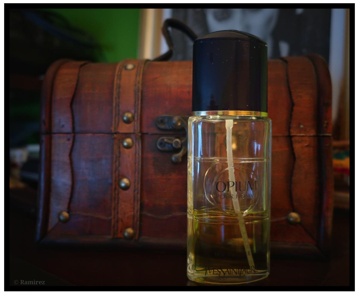 Opium Pour Homme Yves Saint Laurent одеколон — аромат для мужчин 1995