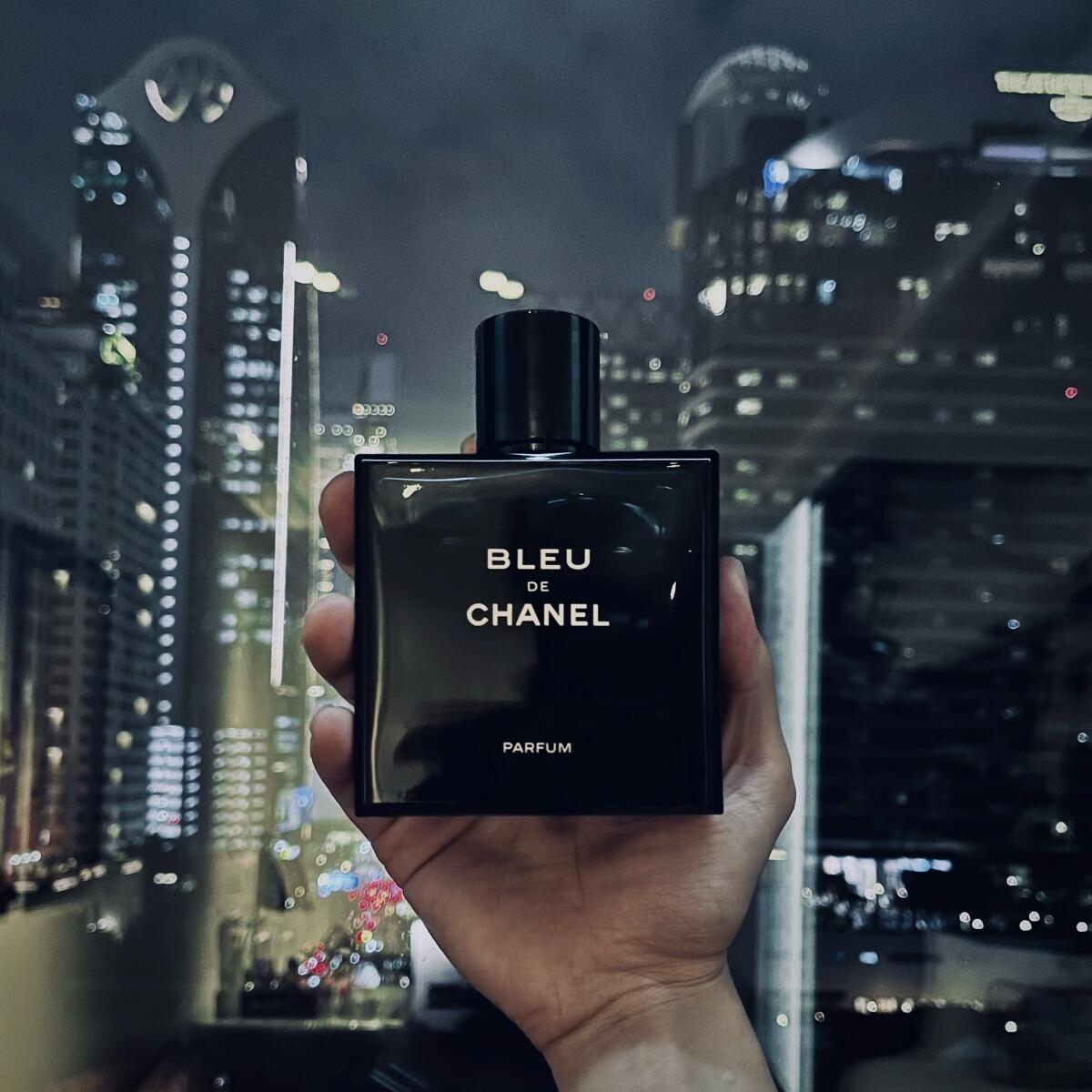 Bleu de Chanel Parfum Chanel Colonia - una fragancia para Hombres 2018