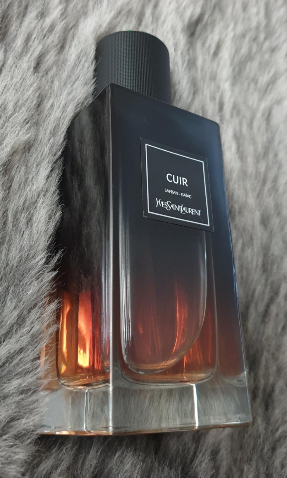 Cuir Yves Saint Laurent parfum - un parfum pour homme et femme 2016