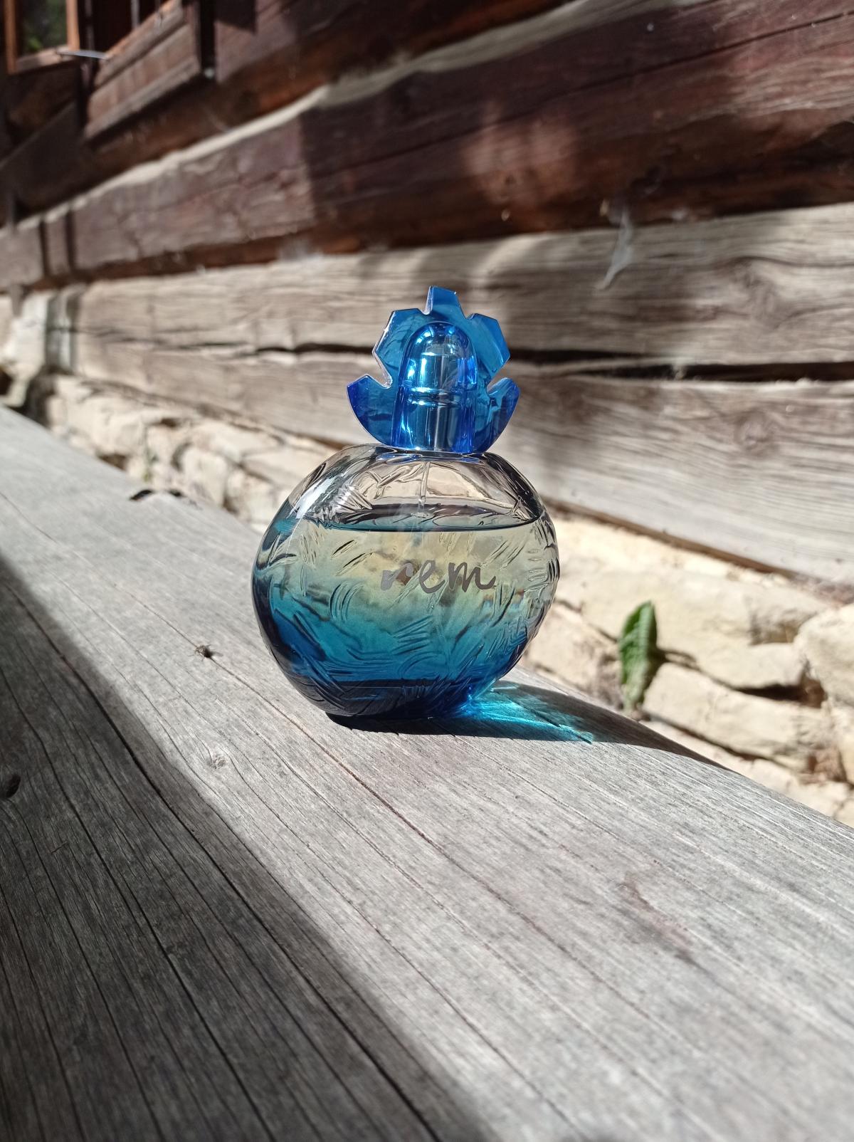 Rem Eau de Parfum Reminiscence - una fragranza da donna 2015