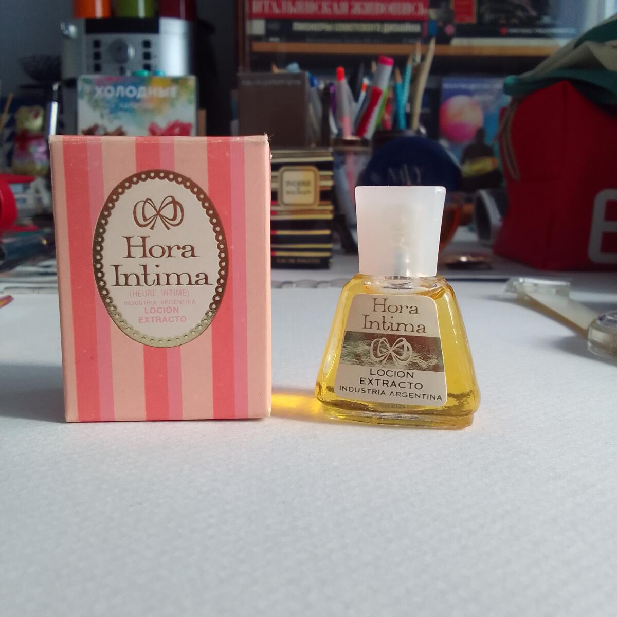 Hora Íntima Julie Burk Perfumes άρωμα - ένα άρωμα για γυναίκες 1987