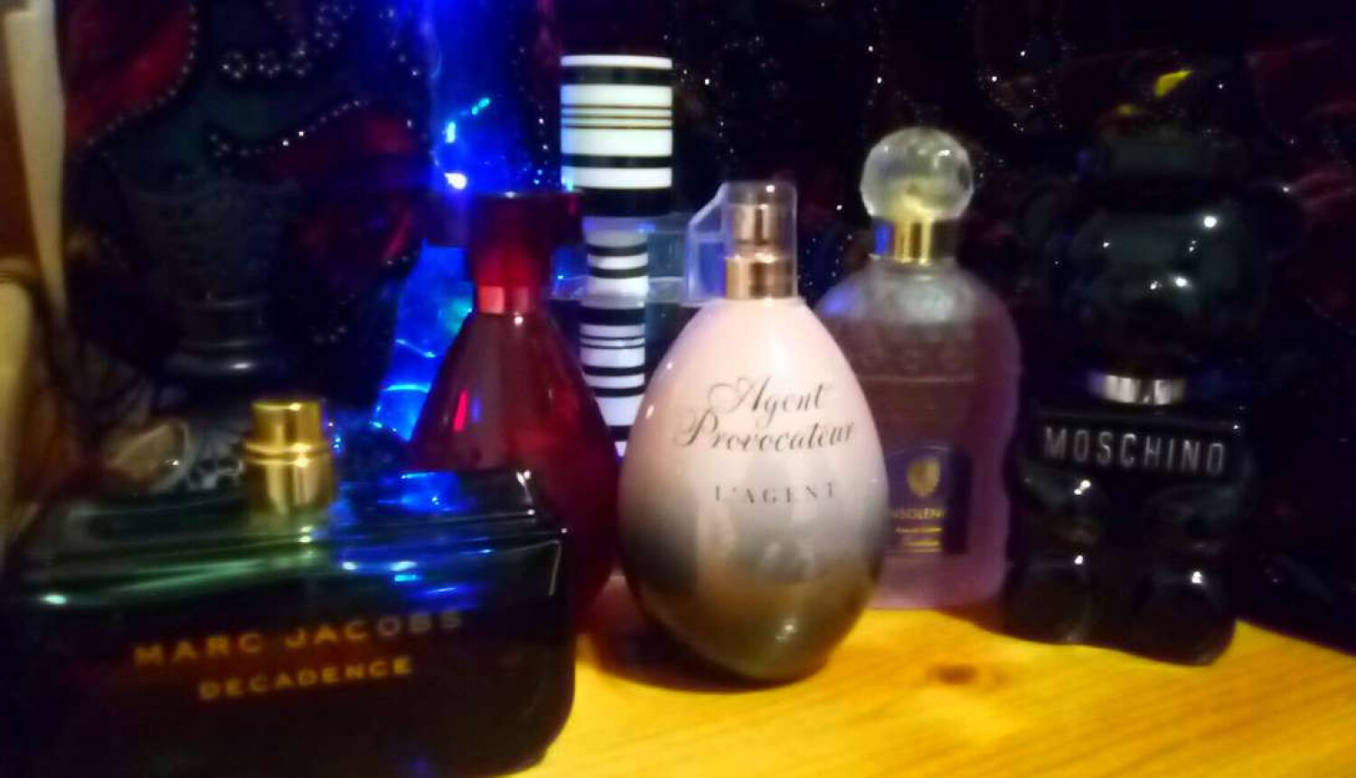 Christian Lacroix Rouge Avon parfem - parfem za žene 2007