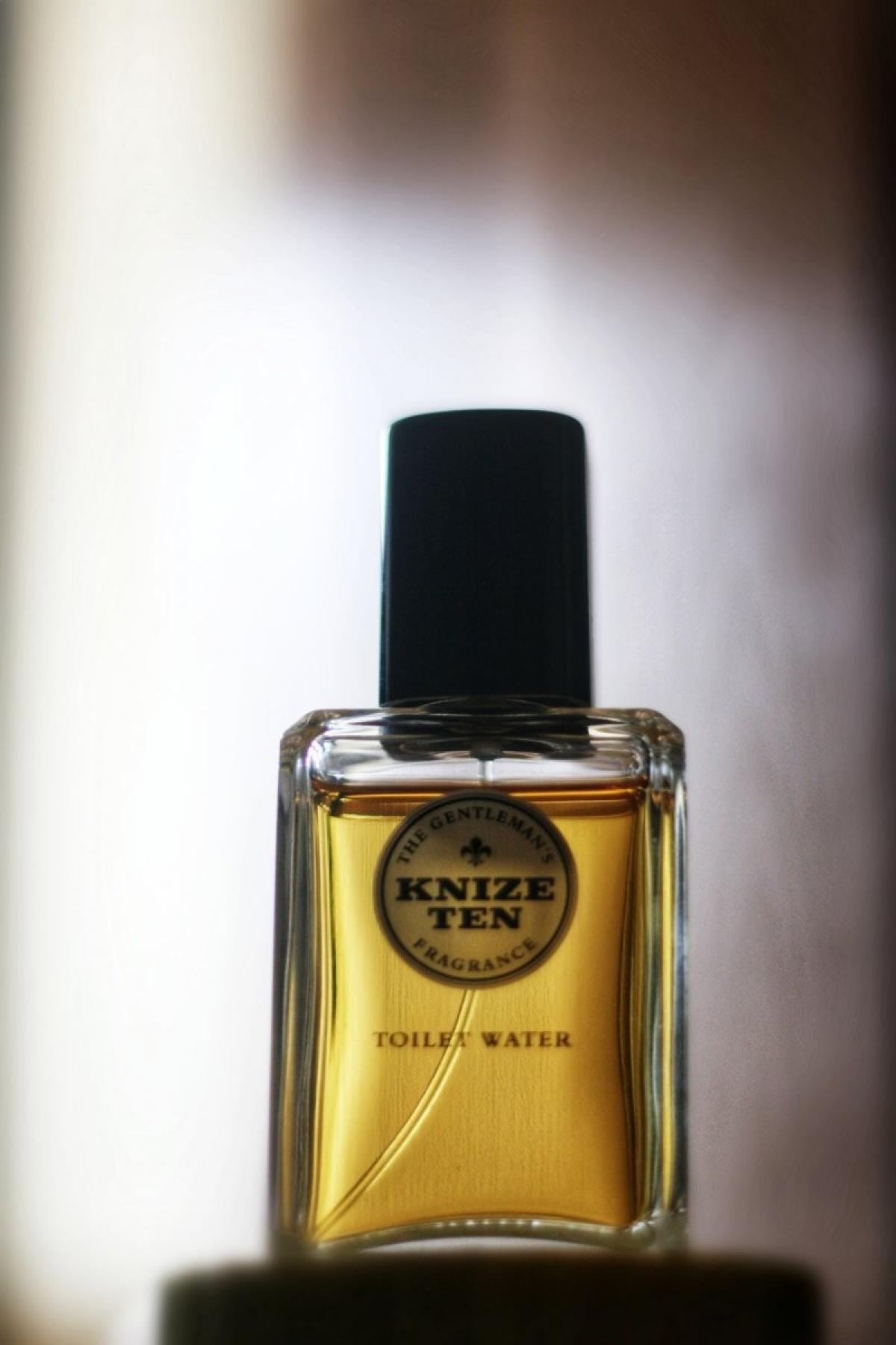 Knize Ten Knize Colônia - a fragrância Masculino