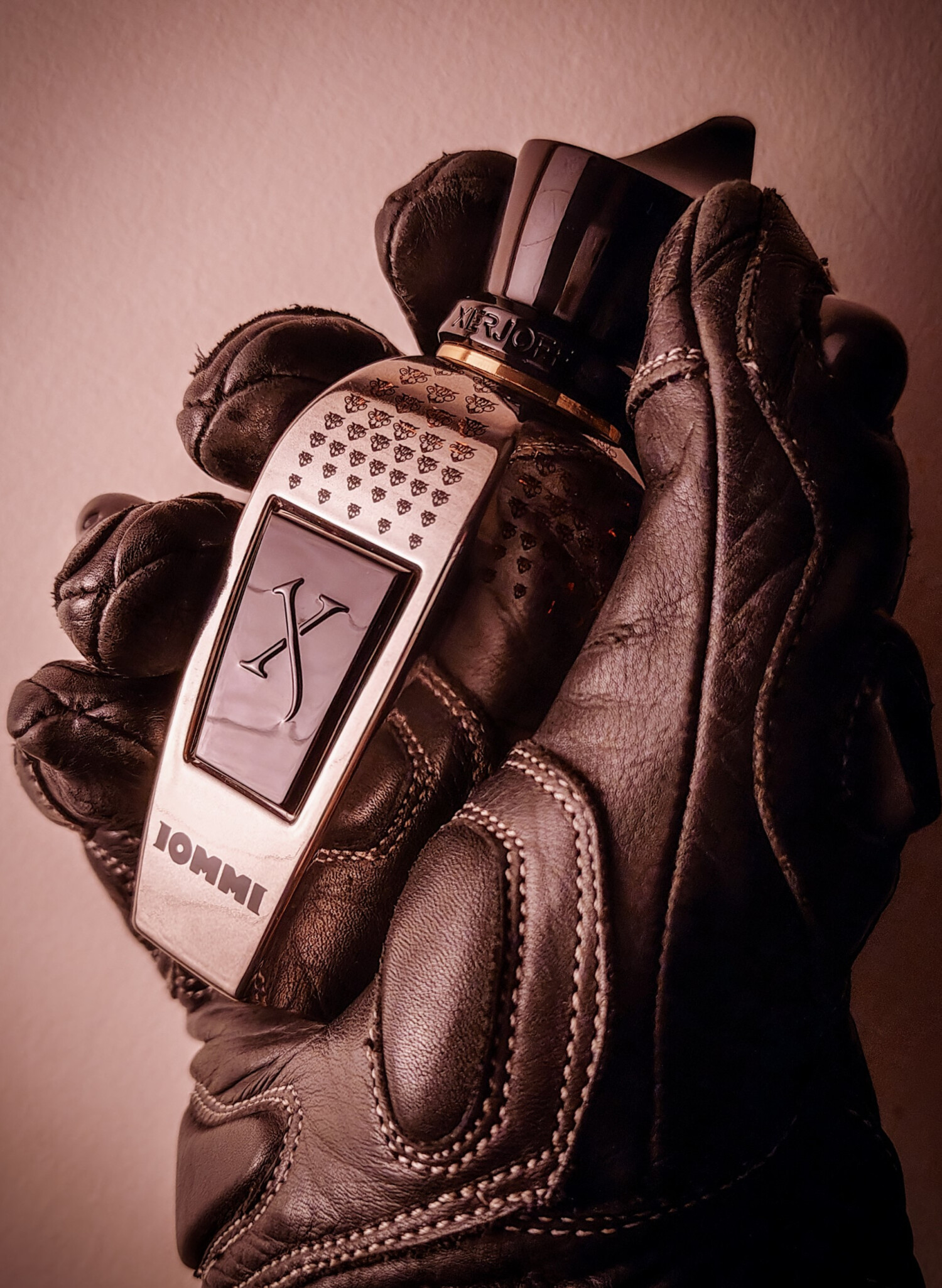Tony Iommi Monkey Special Xerjoff - una fragranza unisex 2021