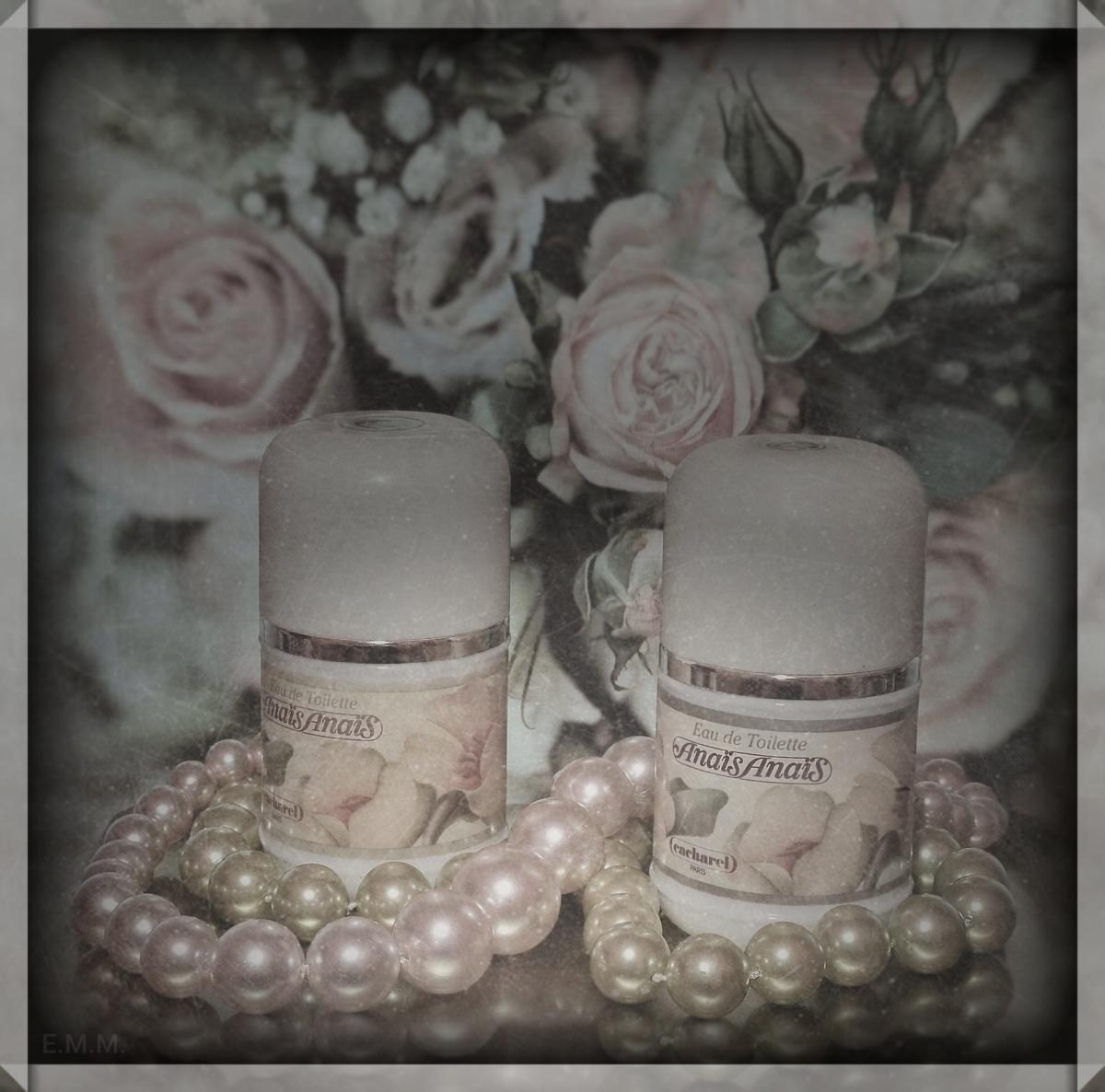 Anais Anais Cacharel perfume - a fragrância Feminino 1978