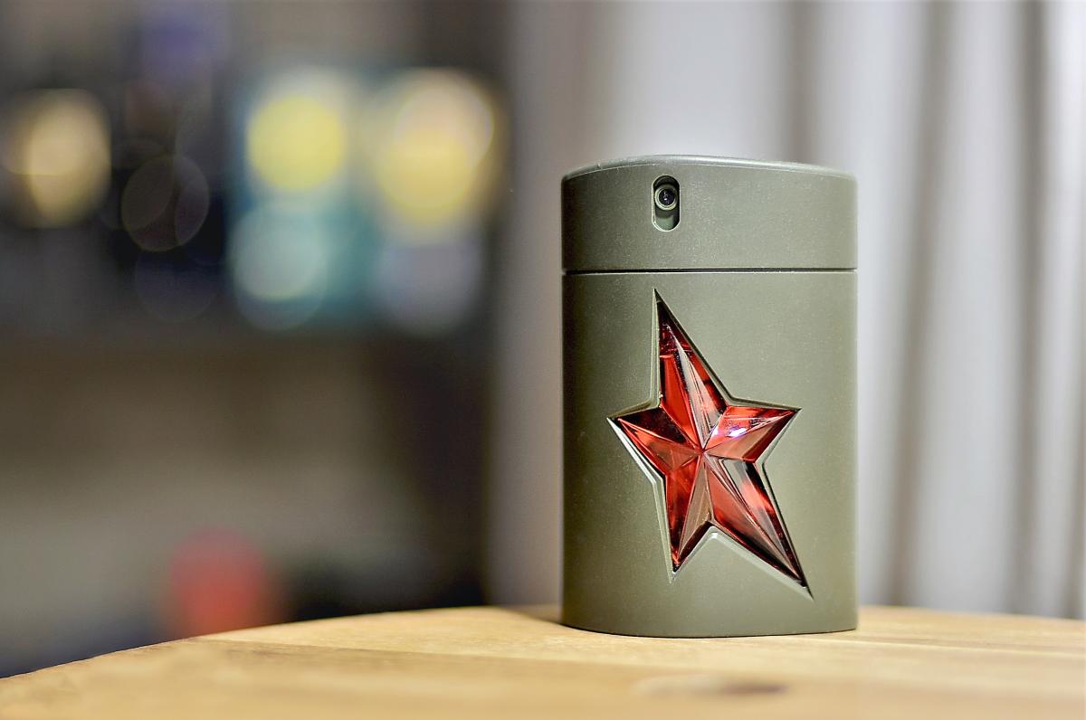 B*Men Mugler Colonia - una fragancia para Hombres 2004