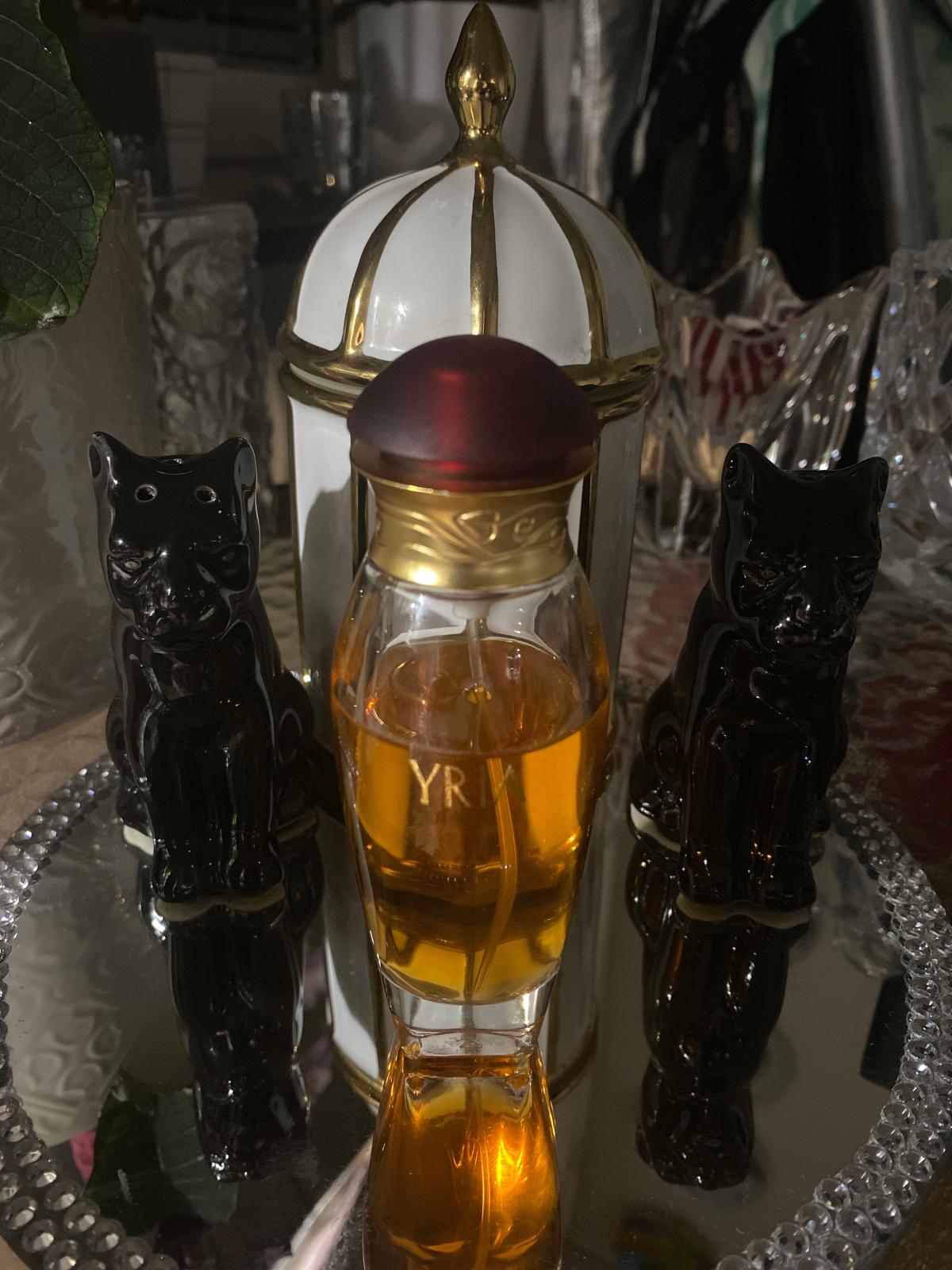 Yria Yves Rocher Parfum - ein es Parfum für Frauen 2001