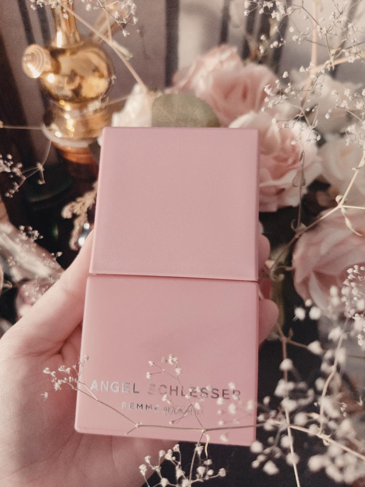 Angel Schlesser Femme Adorable Angel Schlesser 香水 - 一款 2018年 女用 香水