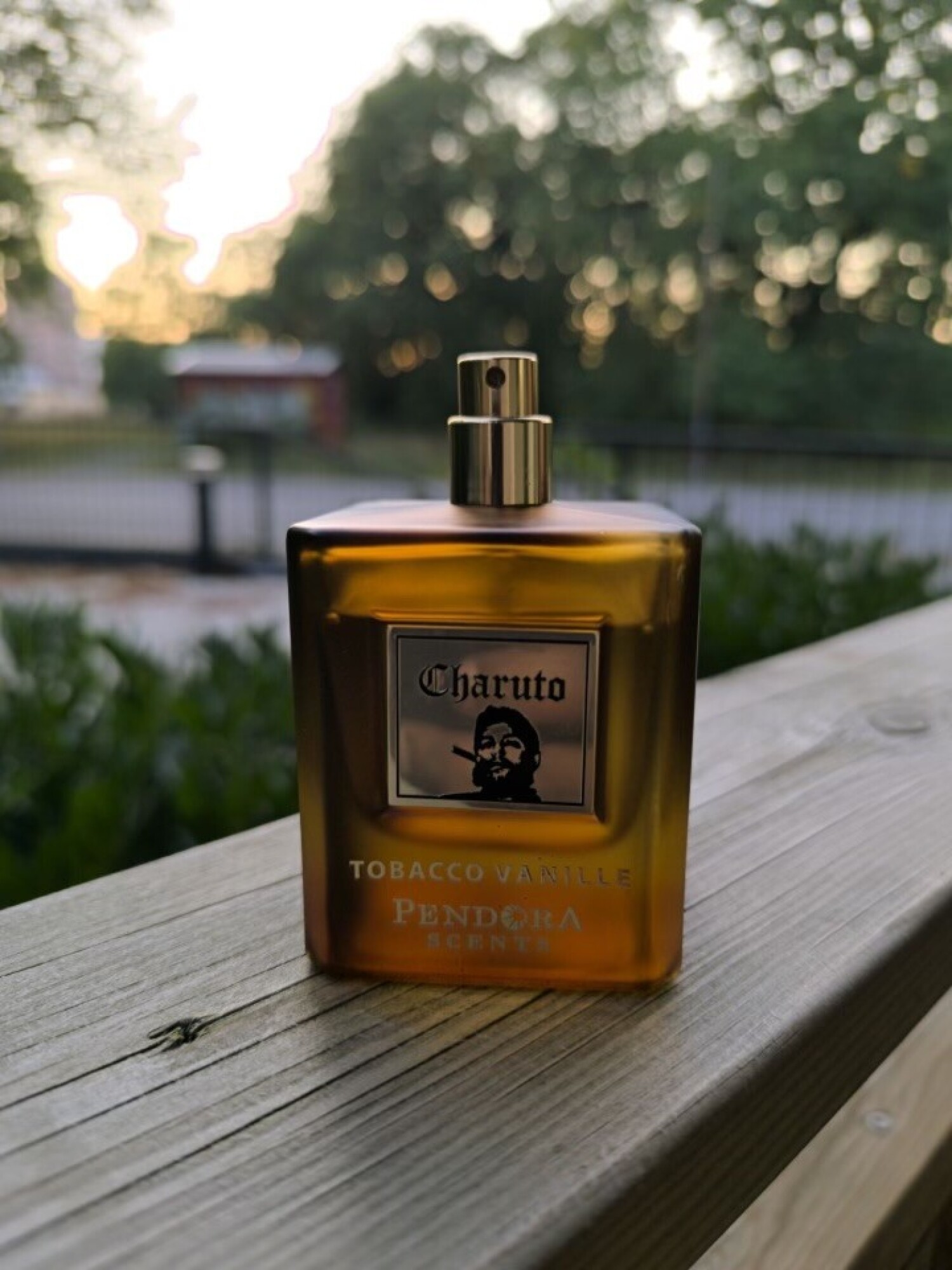 Charuto Tobacco Vanille Paris Corner perfume - a fragrância ...