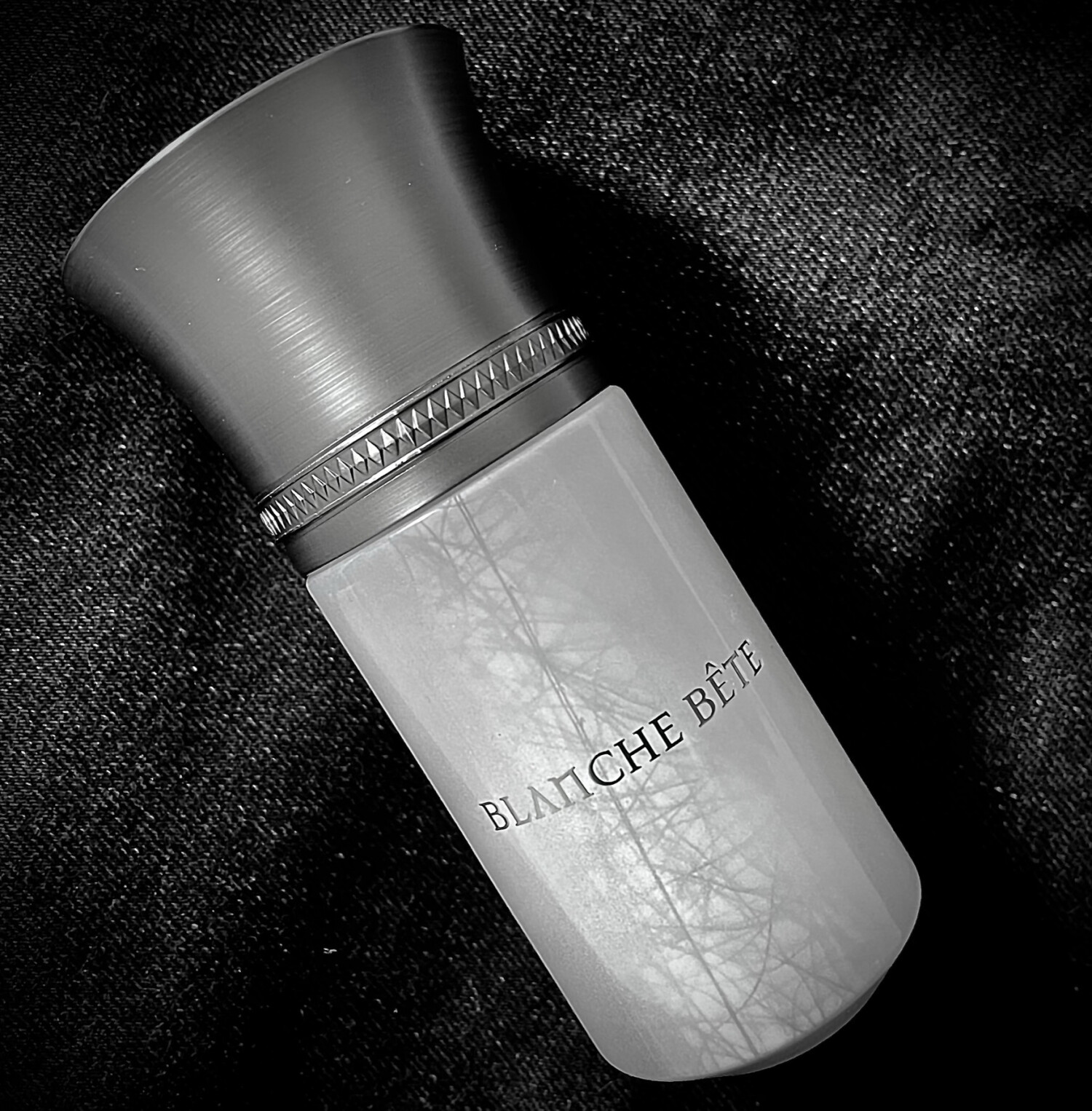 Blanche Bête Les Liquides Imaginaires parfum - un parfum pour homme et ...