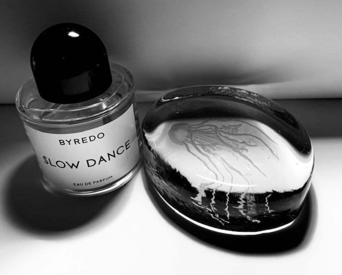 Slow Dance Byredo perfume - a fragrância Compartilhável 2019