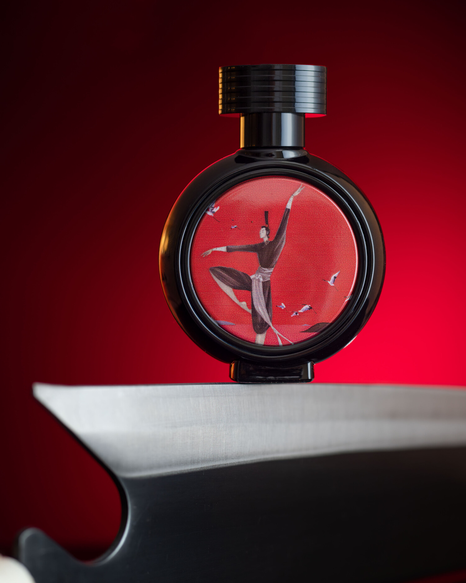 Sword Dancer Haute Fragrance Company HFC одеколон — аромат для мужчин 2018