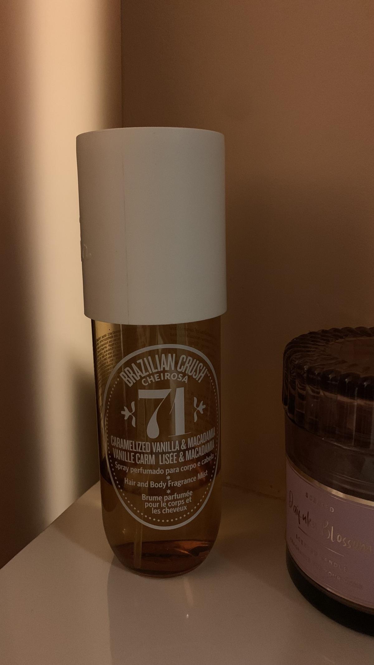 Cheirosa '71 Sol de Janeiro fragancia - una fragancia para Mujeres 2020