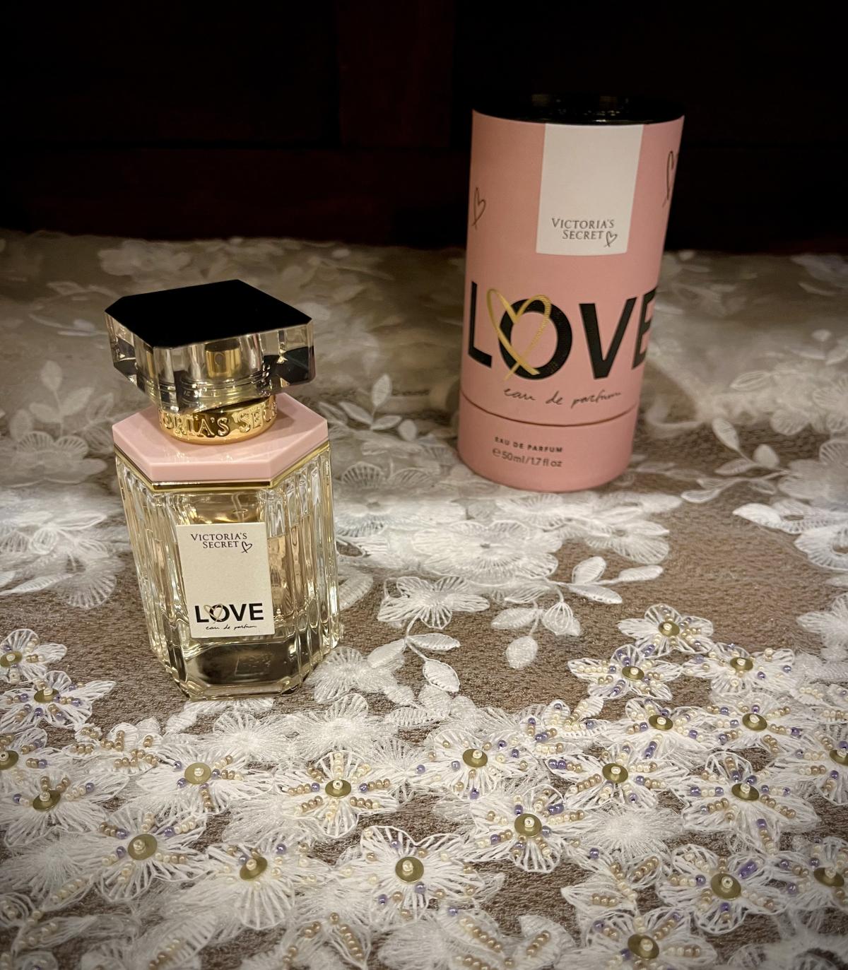 Love Eau de Parfum Victoria's Secret 香水 - 一款 2017年 女用 香水