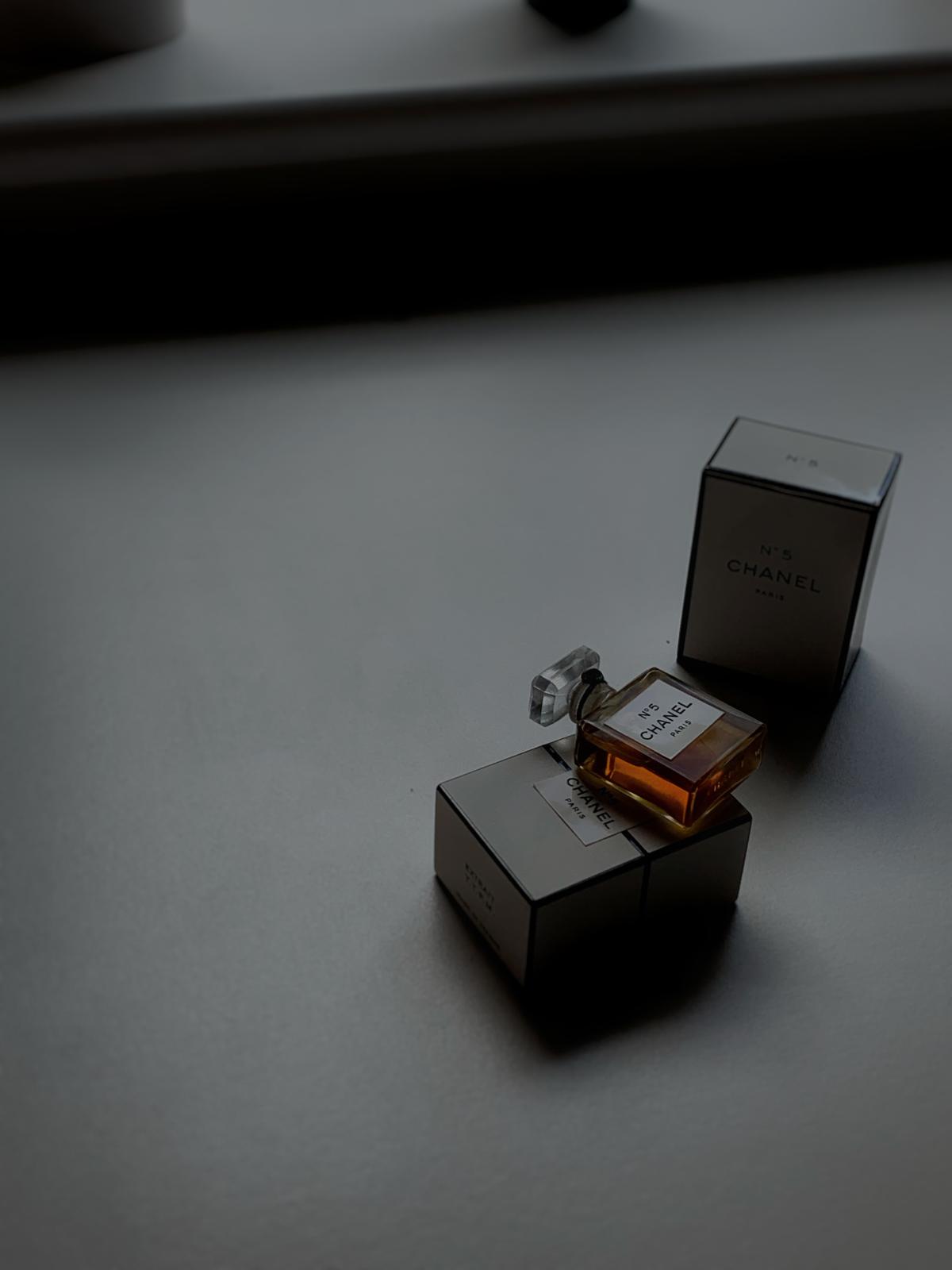 Chanel No 5 Parfum Chanel аромат — аромат для женщин 1921