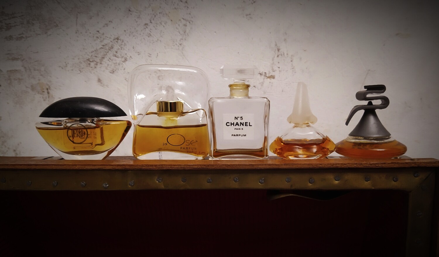Dali Parfum de Toilette Salvador Dali άρωμα - ένα άρωμα για γυναίκες 1985