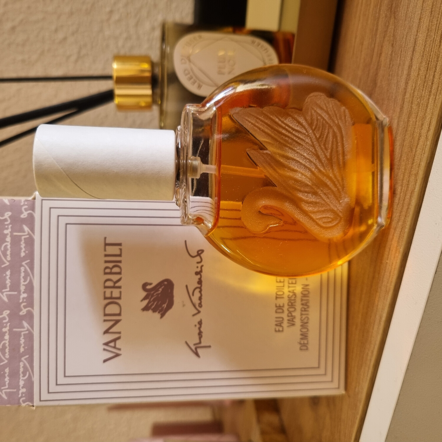 Vanderbilt Gloria Vanderbilt Parfum - ein es Parfum für Frauen 1982