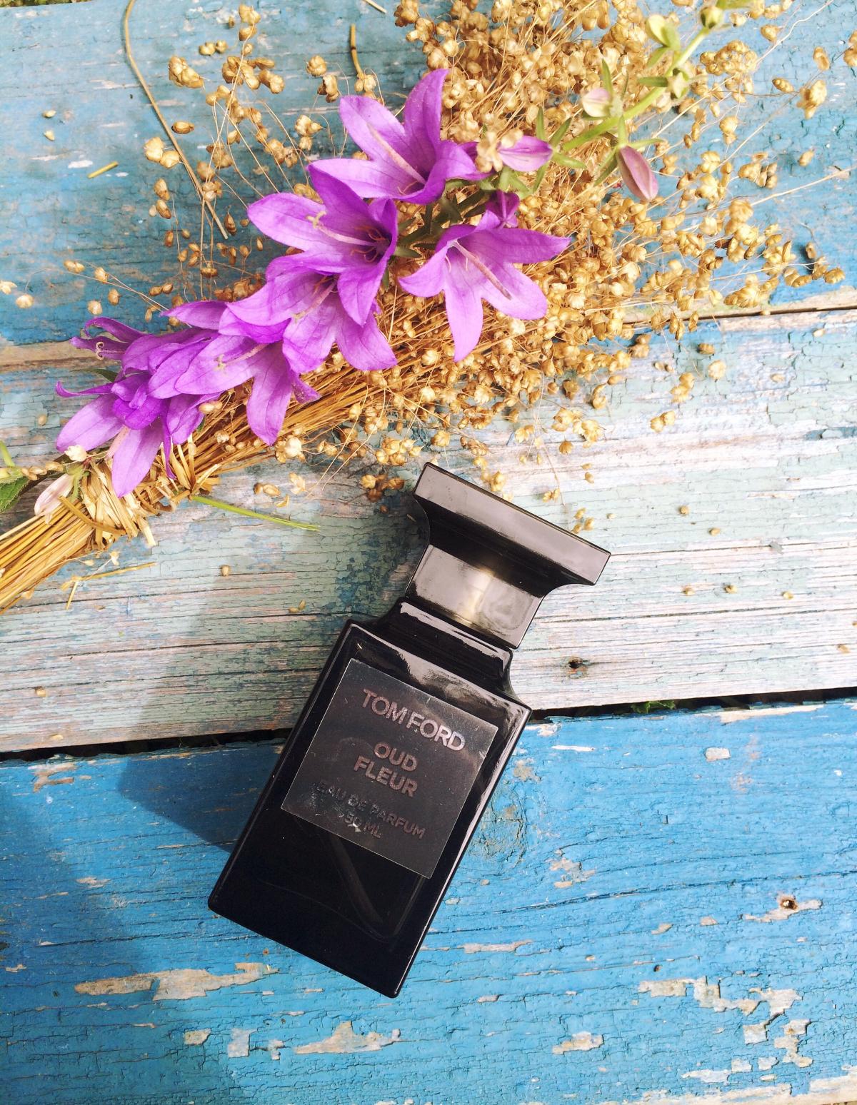 Oud Fleur Tom Ford - una fragranza unisex 2013