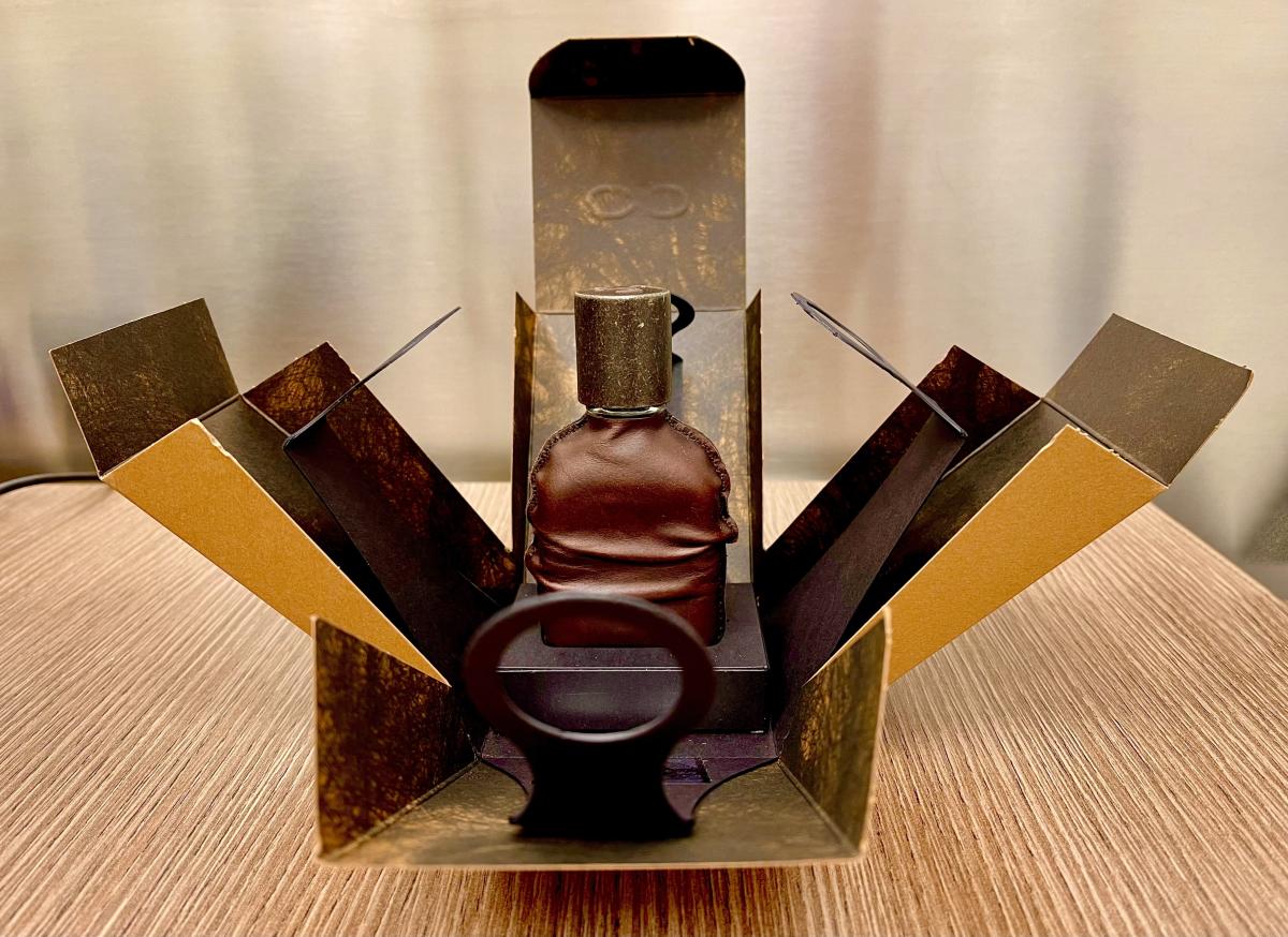 Cuoium Orto Parisi аромат — аромат для мужчин и женщин 2021