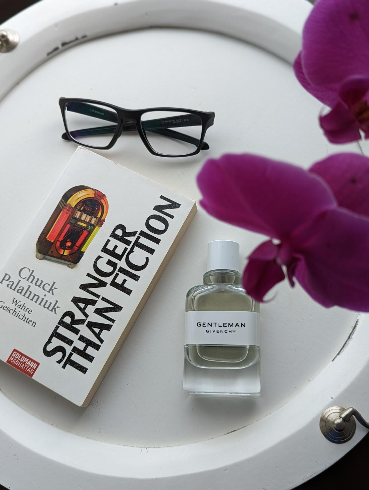 Gentleman Cologne Givenchy Colonia - una fragancia para Hombres 2019