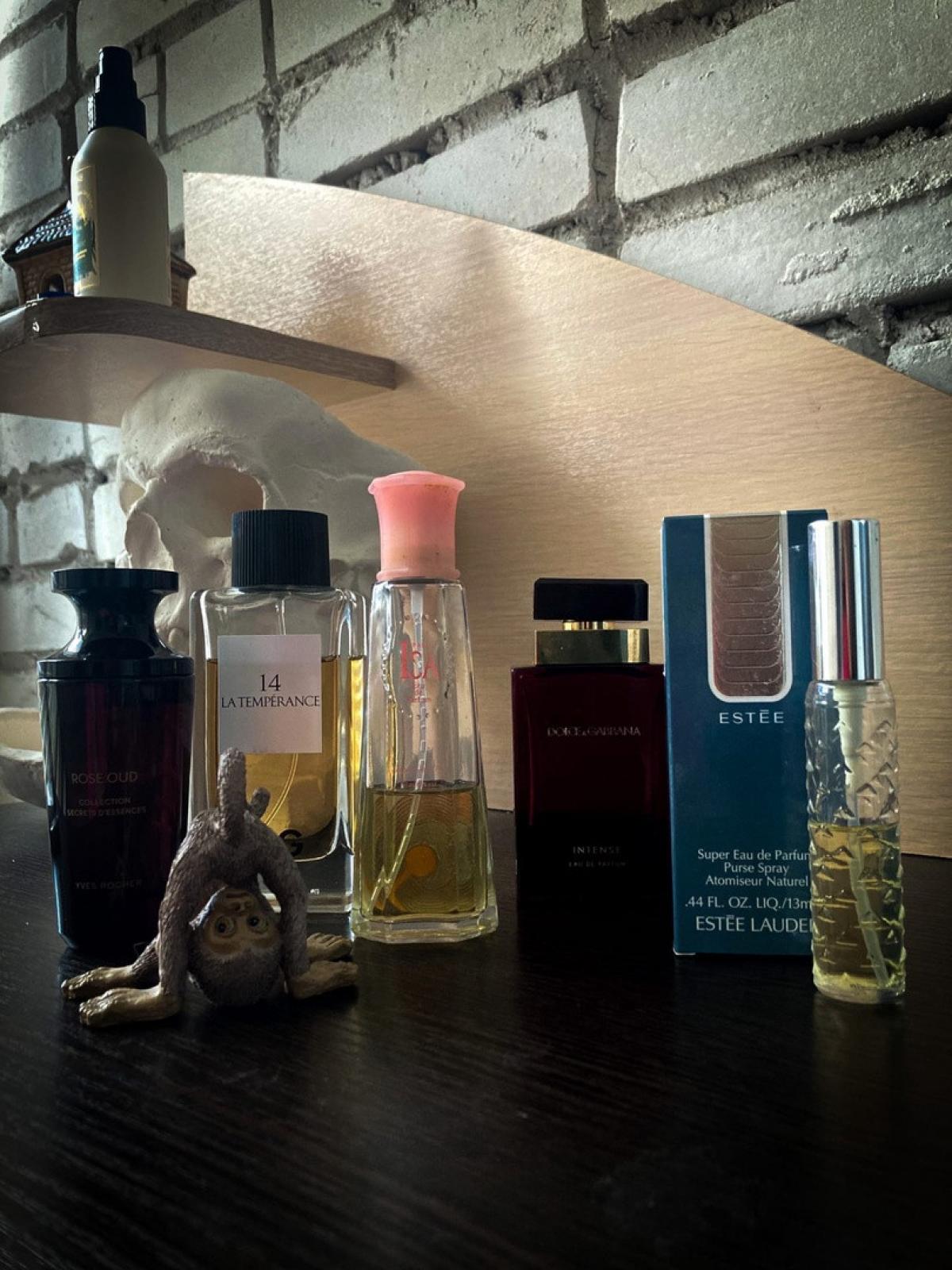 Isa Ulric de Varens عطر - a fragrance للنساء