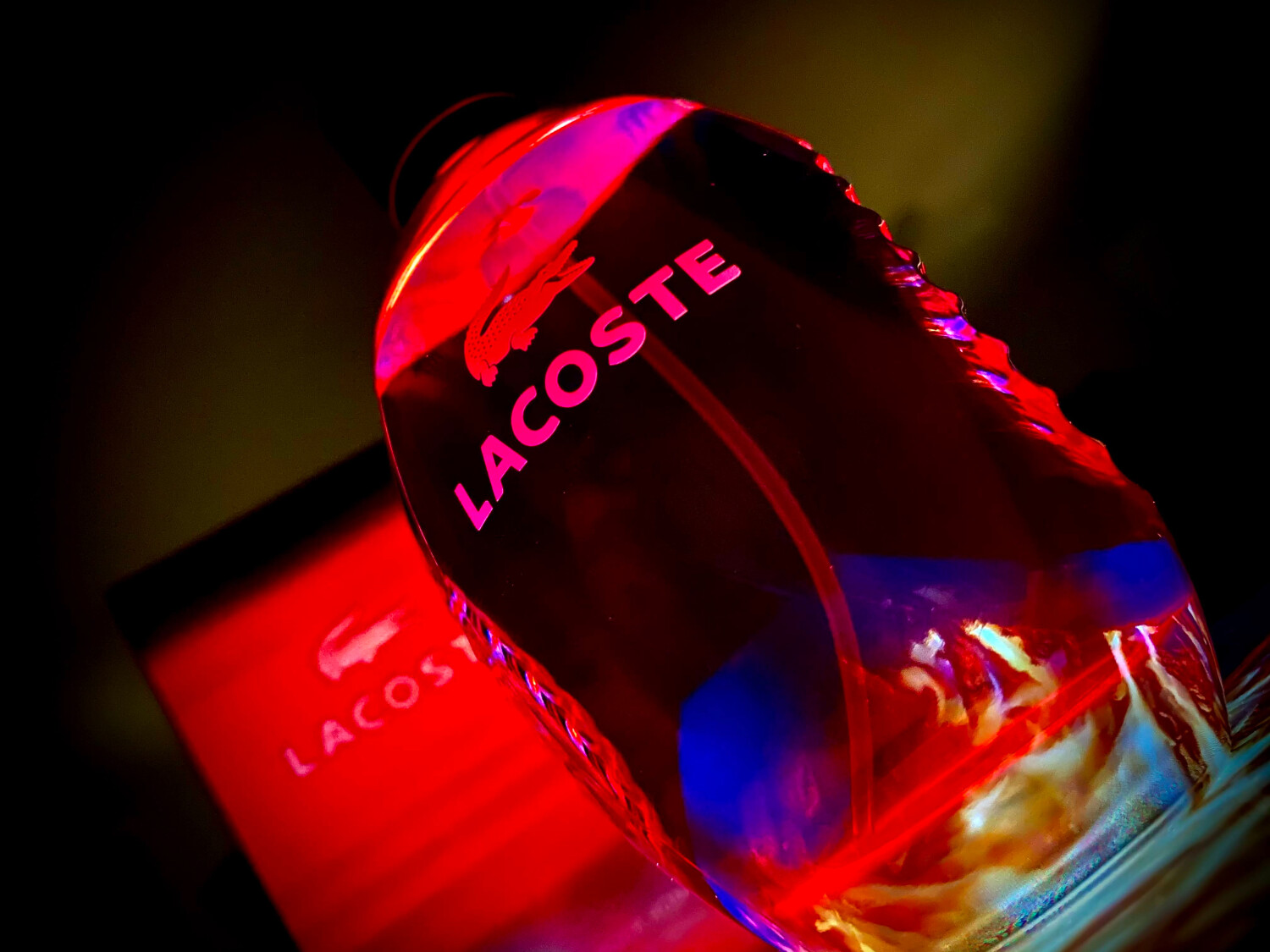 Red Lacoste Fragrances Cologne - un parfum pour homme 2004