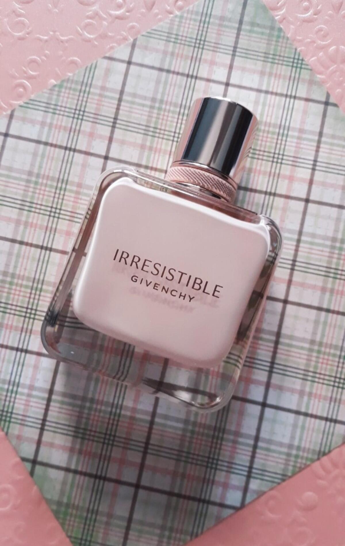 Irrésistible Givenchy Rose Velvet Givenchy perfumy - to nowe perfumy ...