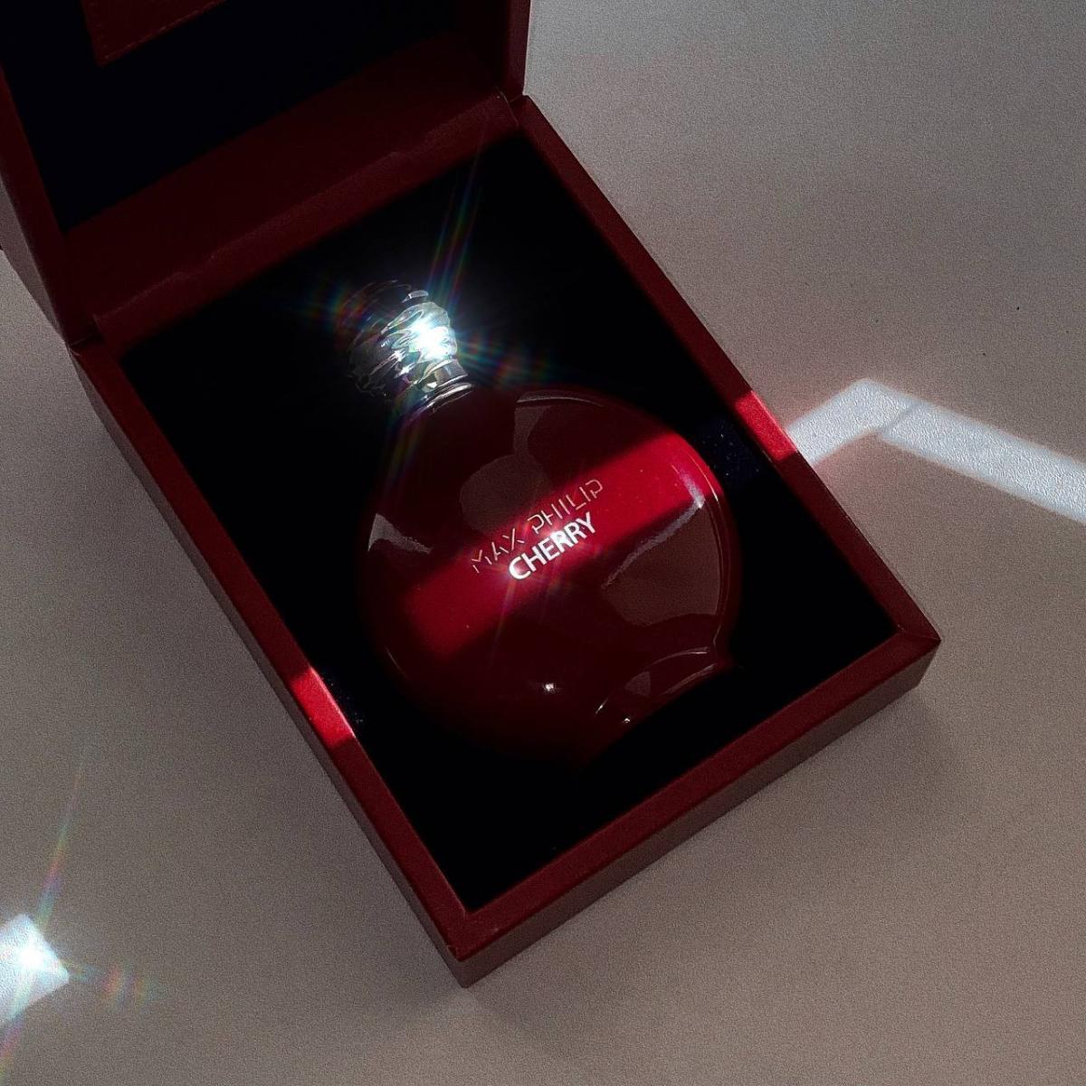 Cherry Max Philip аромат — аромат для мужчин и женщин 2021