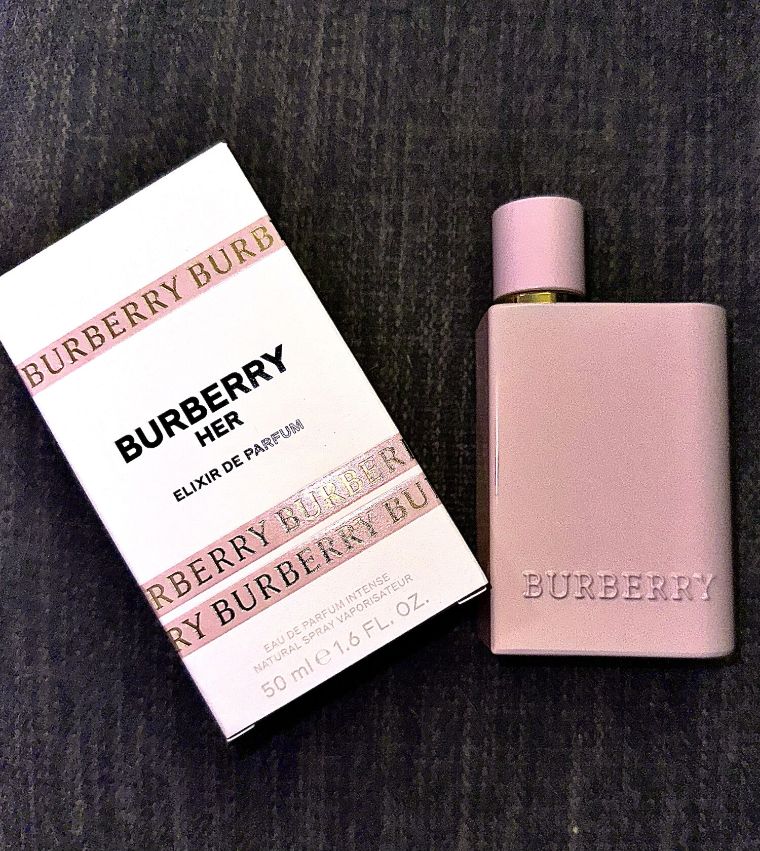 Burberry Her Elixir de Parfum Burberry - una novità fragranza da donna 2022
