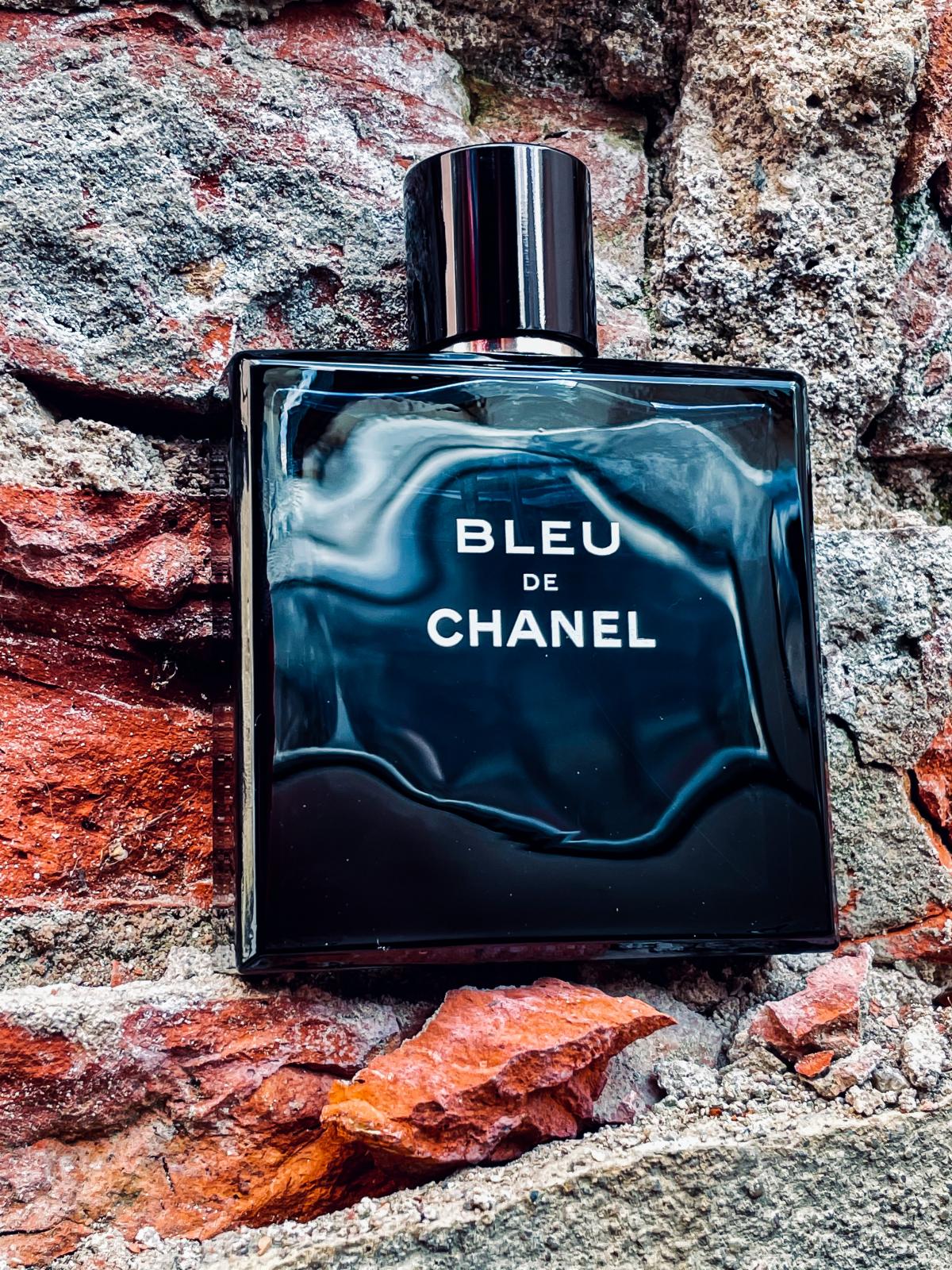Bleu de Chanel Chanel Colonia - una fragancia para Hombres 2010