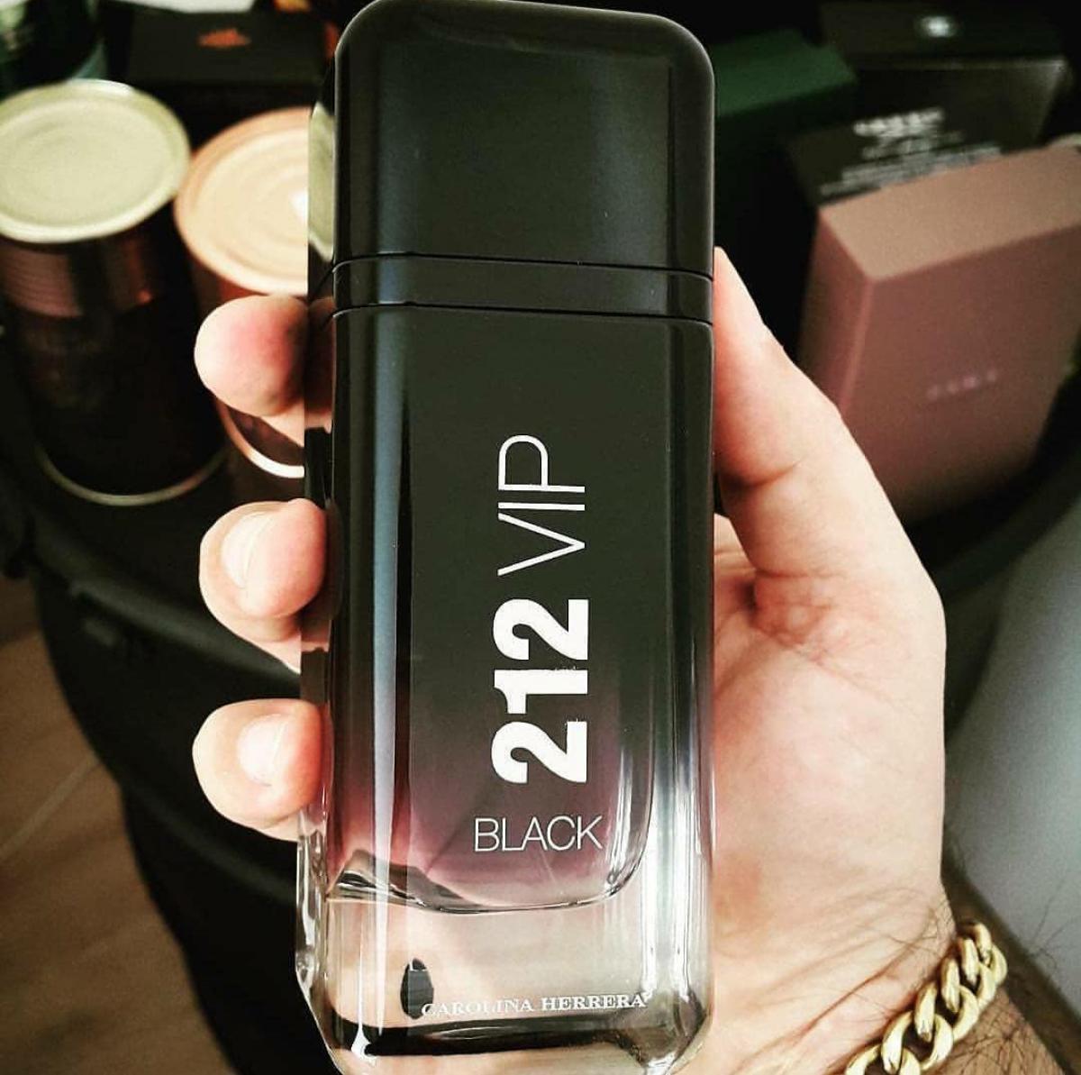 212 VIP Black Carolina Herrera Colônia - a fragrância Masculino 2017