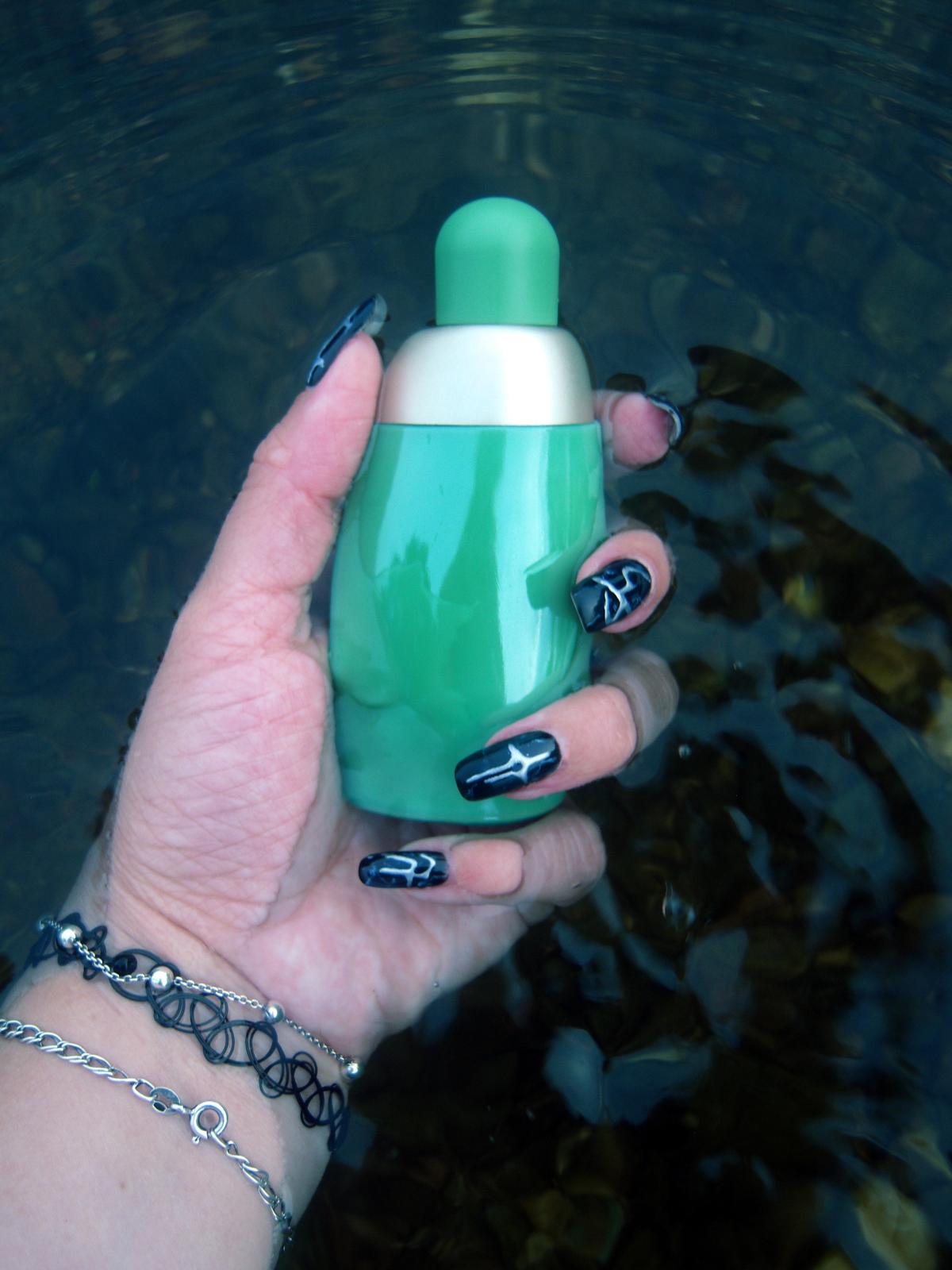 Eden Cacharel perfume - a fragrância Feminino 1994