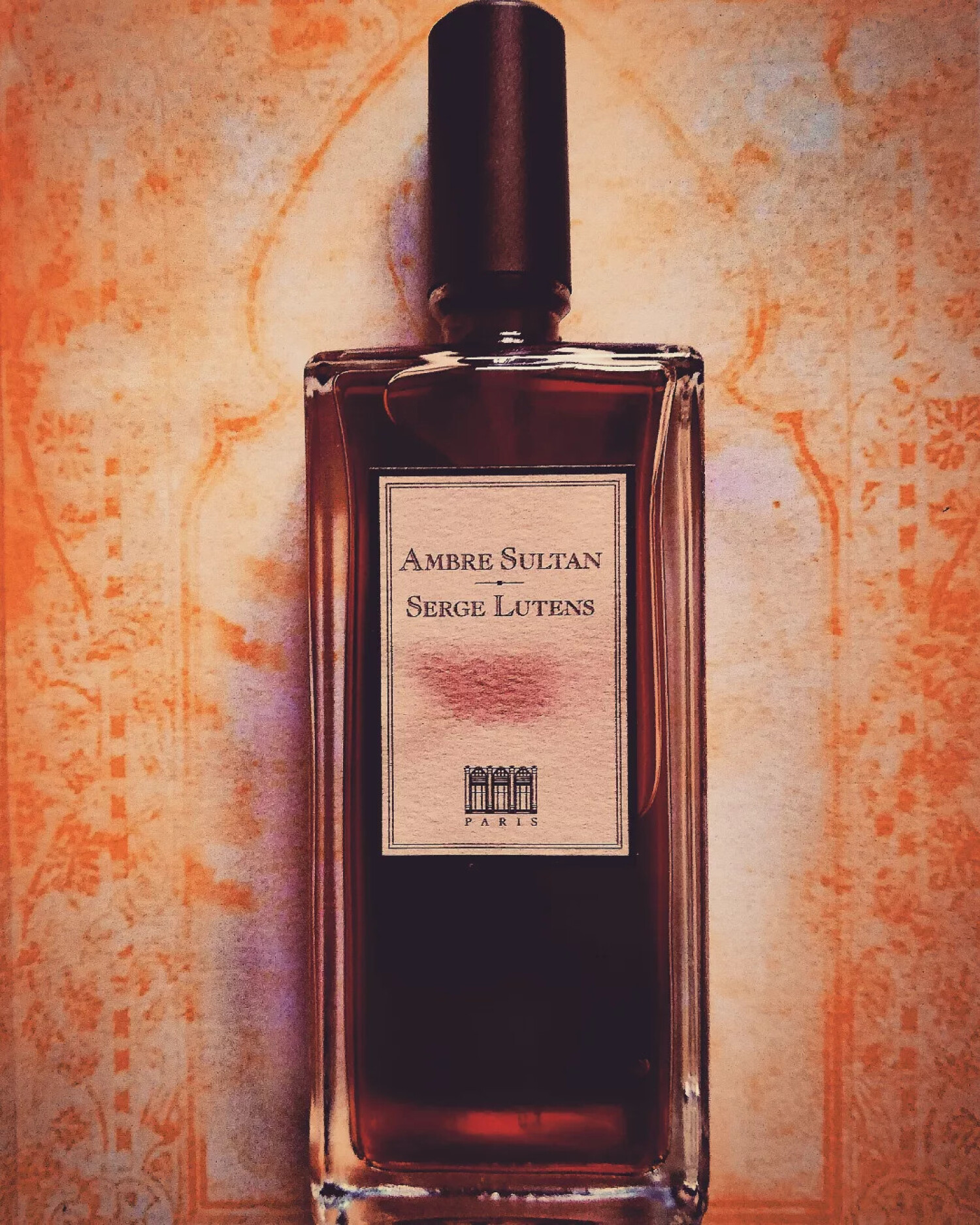 Ambre Sultan Serge Lutens parfum - un parfum pour homme et femme 1993